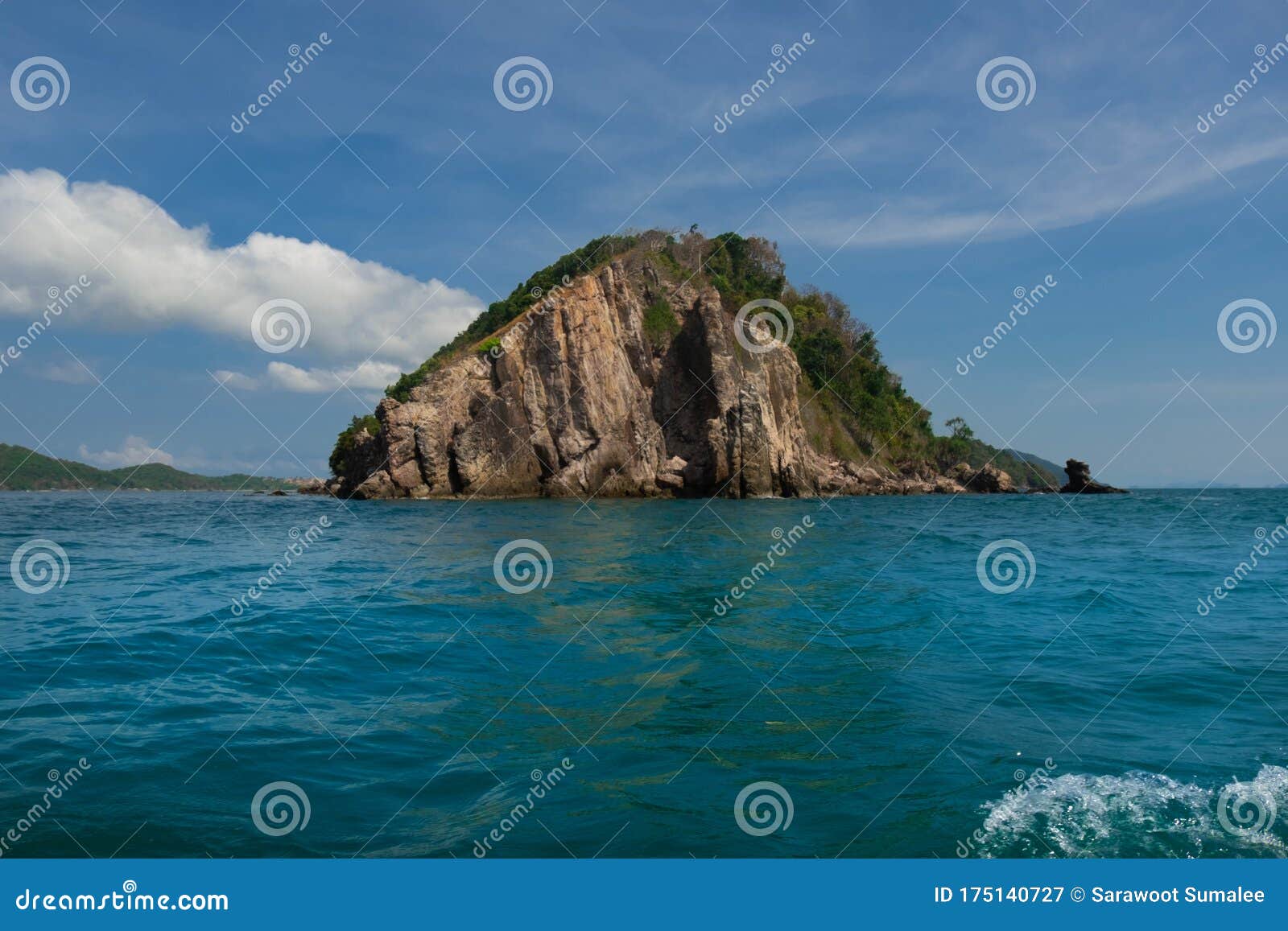 Island with Unique Feature Cliff in Thailand Stock Image - Image of ...