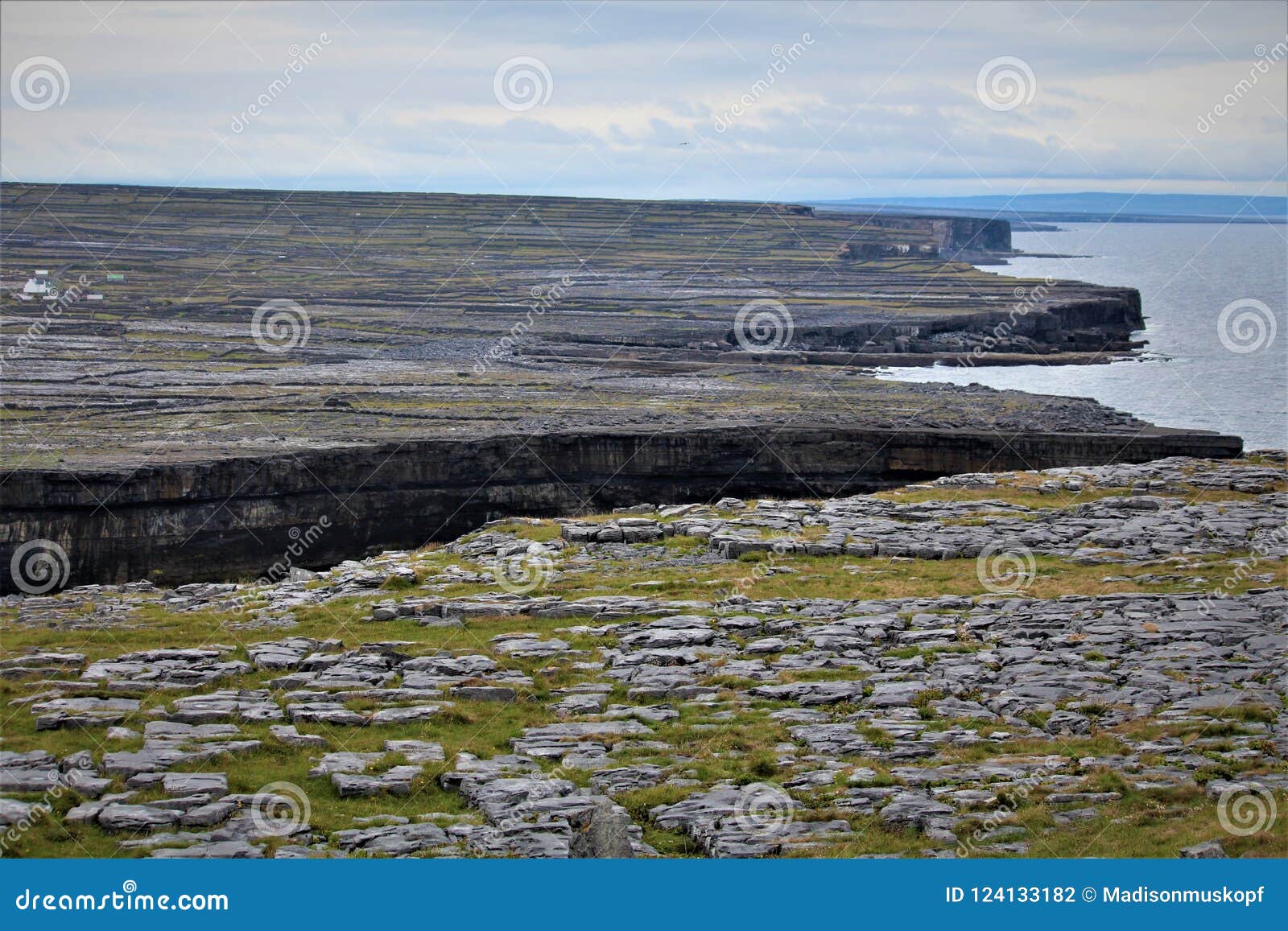 Islas De INiS Mor of the Irish Aran Foto de archivo - Imagen de costa ...
