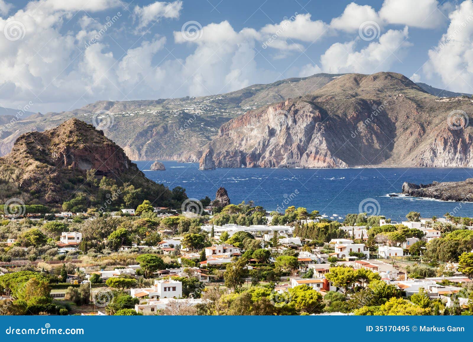 Islas de Lipari imagen de archivo. Imagen de verano, sicilia - 35170495