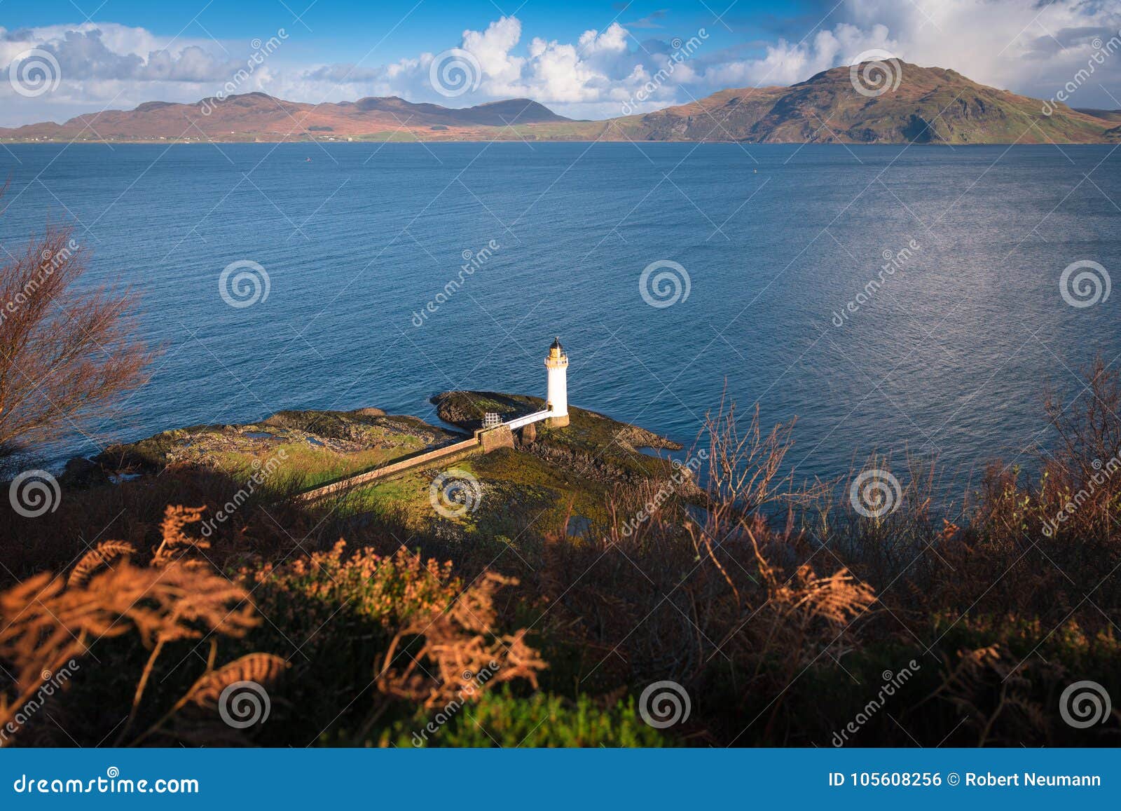 Isle of mull lighthouse editorial photo. Image of ocean - 105608256
