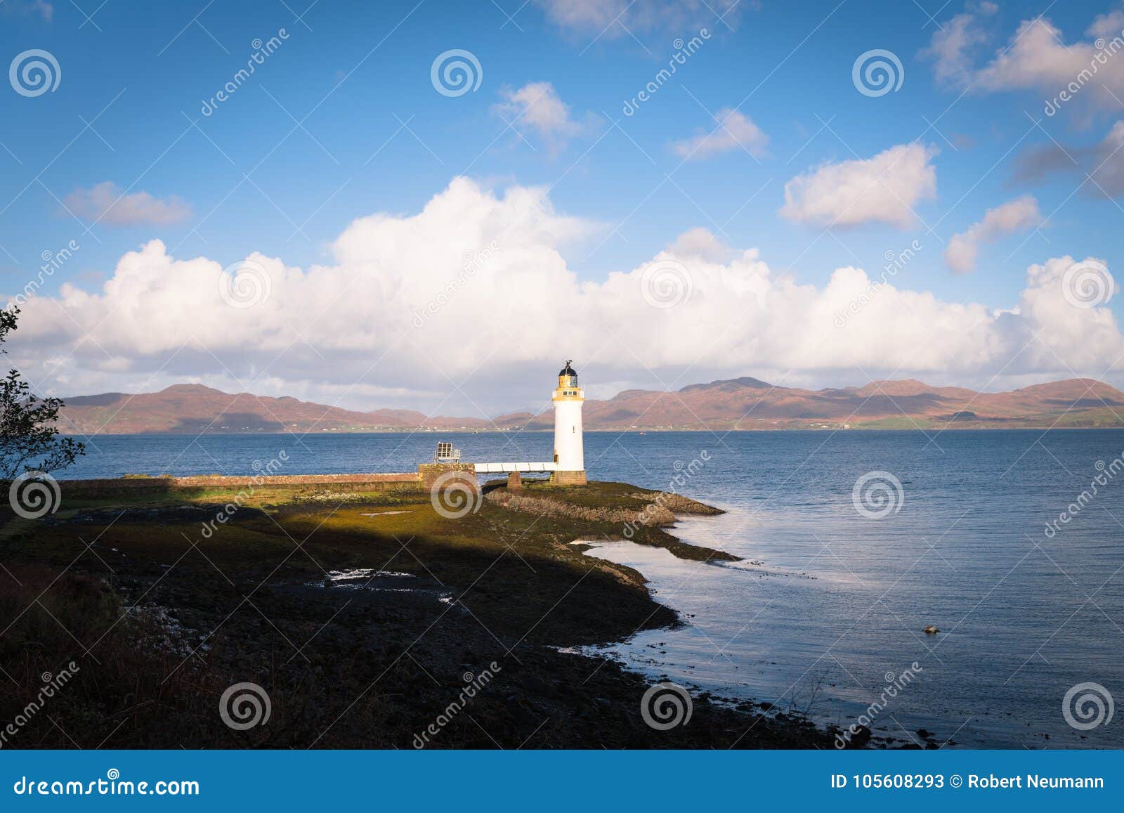 Isle of mull lighthouse editorial stock photo. Image of loneliness ...