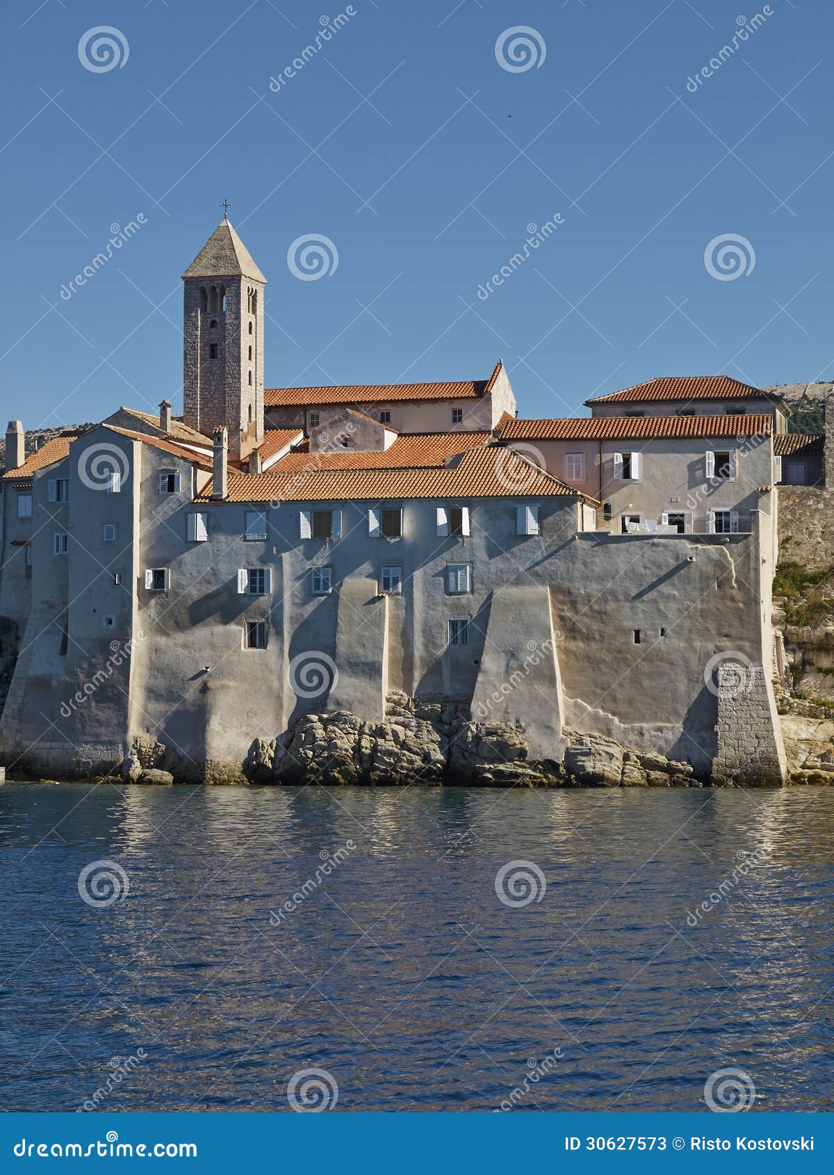 Isola di Rab immagine stock. Immagine di dalmazia, scenico - 30627573