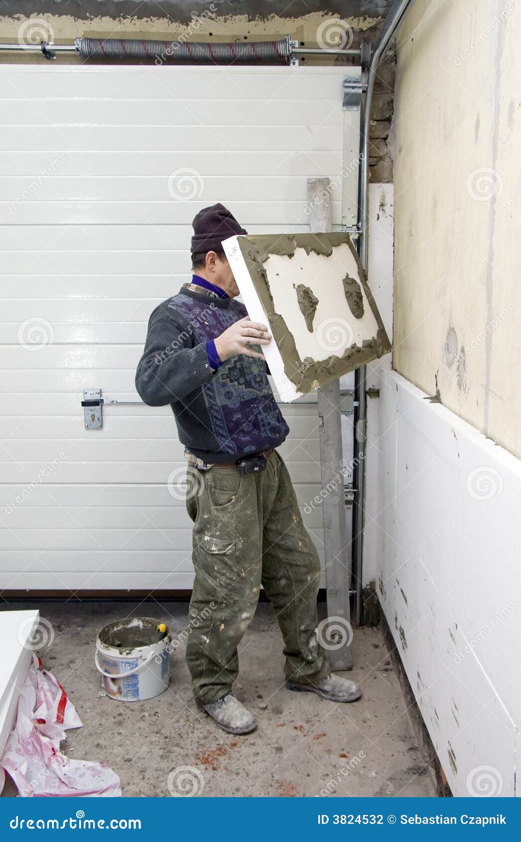 Isolar-se da parede foto de stock. Imagem de frente, melhoria - 3824532