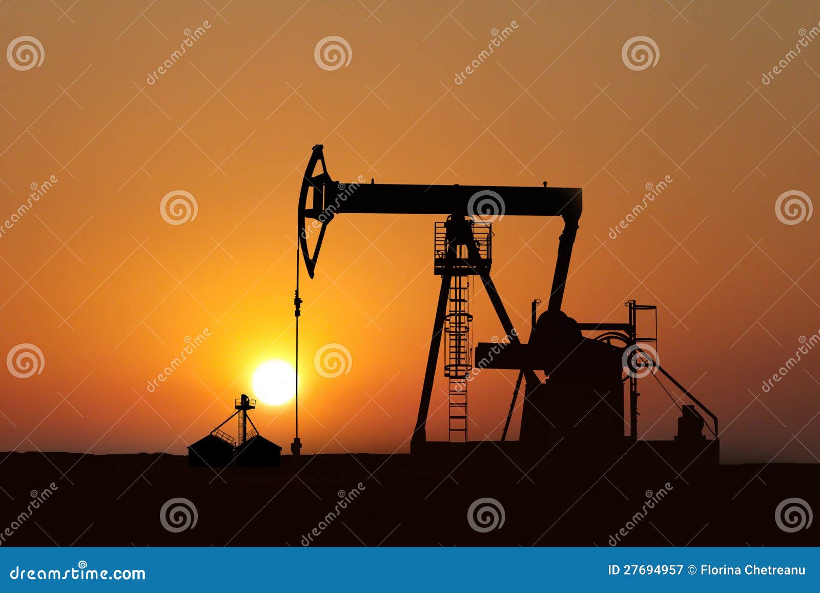 Isolated Oil Pump at Sunset Stock Image - Image of fueling, pump: 27694957