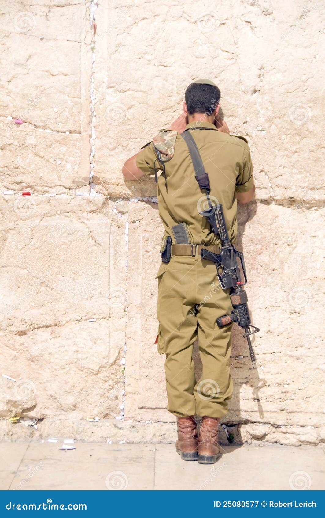 Israel Military Man Praying the Western Wall Editorial Photography ...