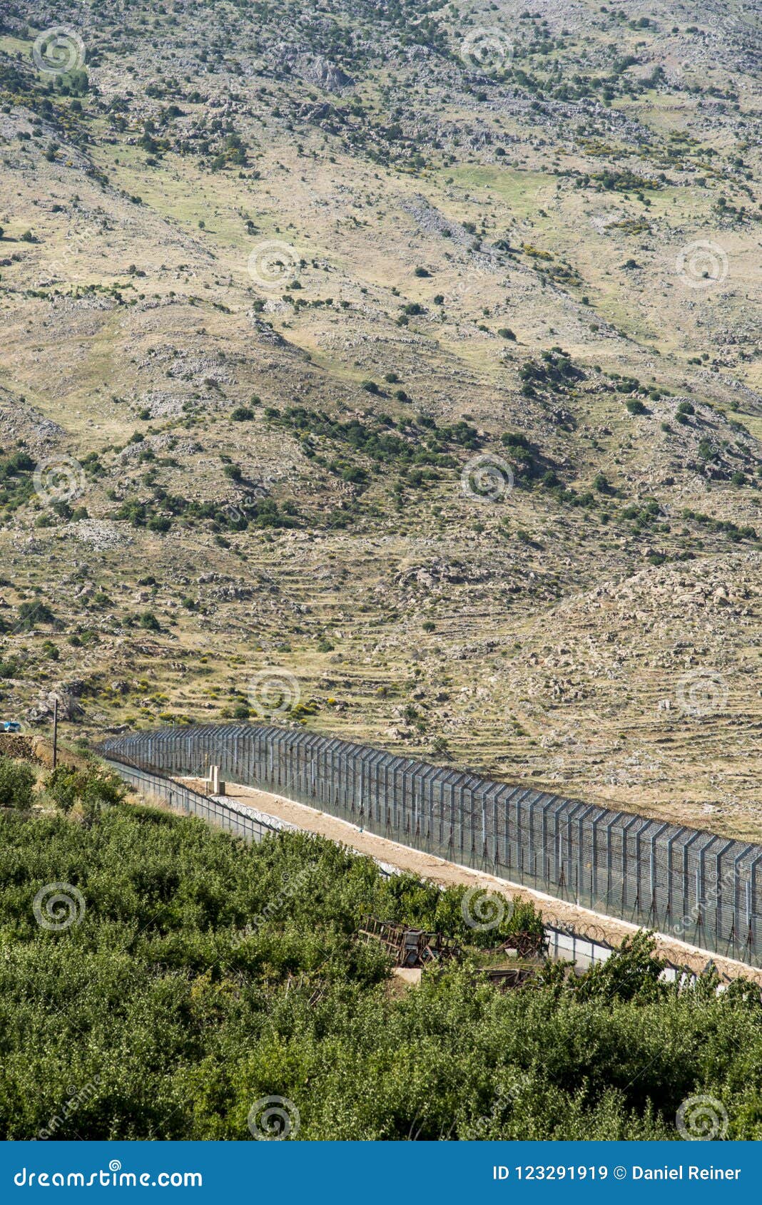The Israel-Syria border stock image. Image of view, middle - 123291919