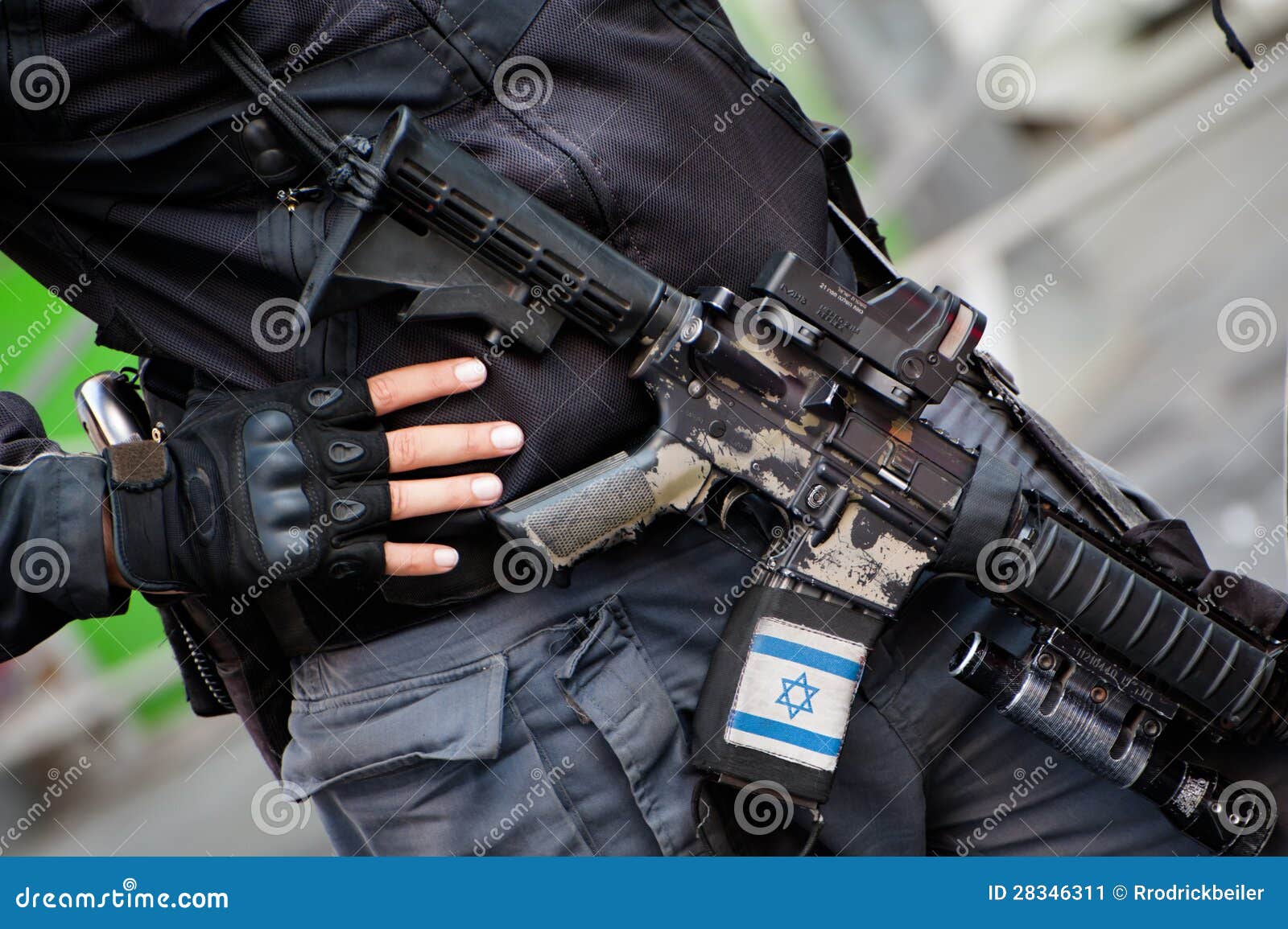 Israeli with assault rifle editorial photo. Image of ar15 - 28346311
