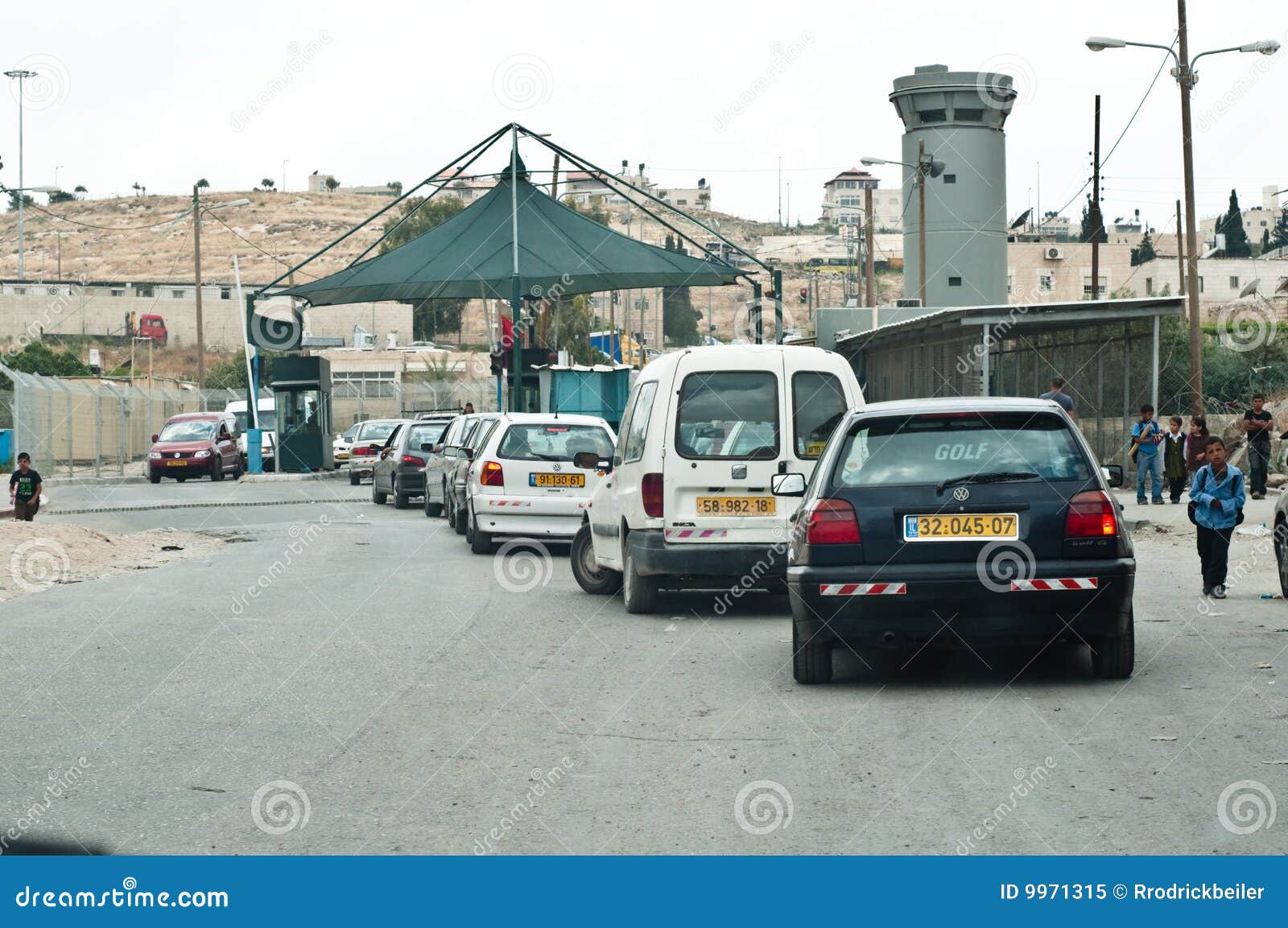 Israeli Checkpoint editorial image. Image of guard, land - 9971315