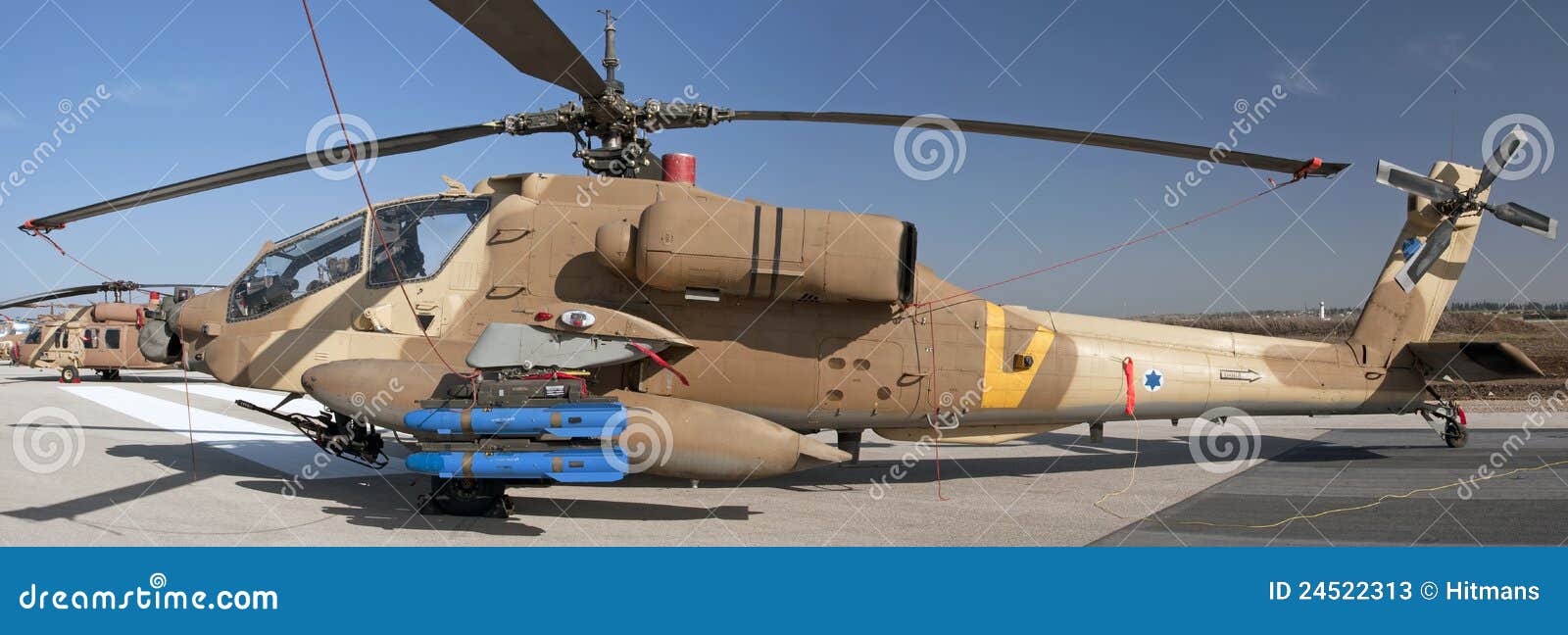 Israeli Longbow Apache Chopper in an Air Show Stock Image - Image of ...