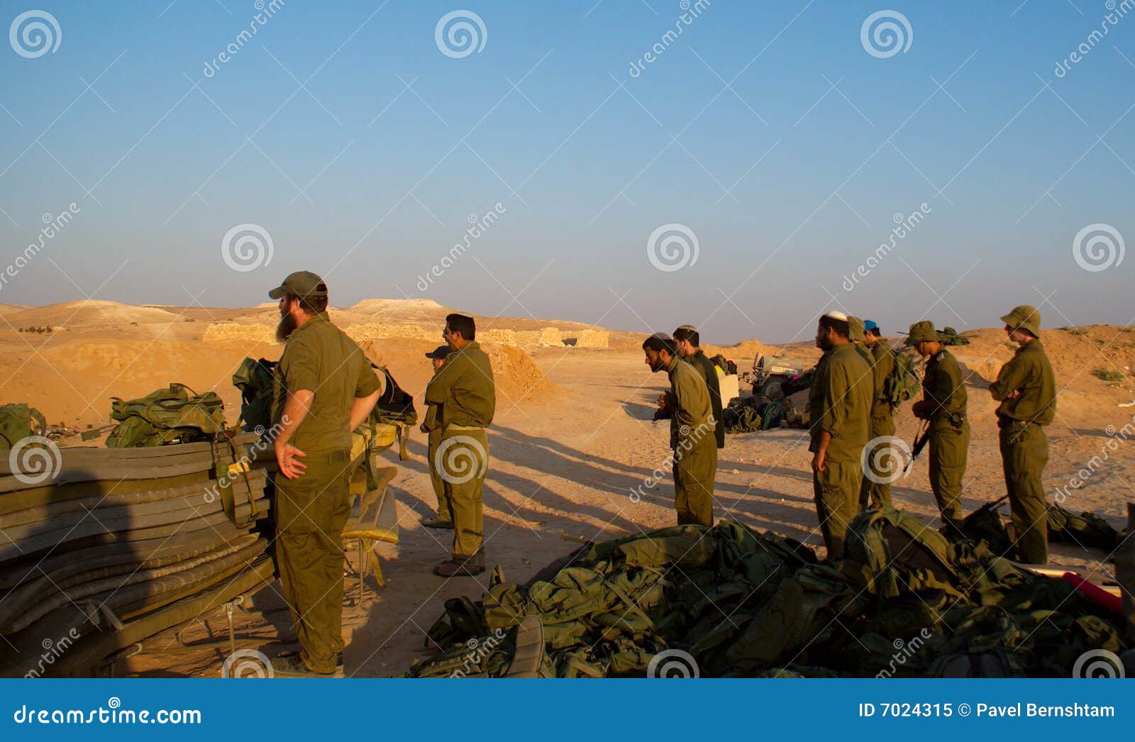Israeli Soldiers Excersice in a Desert Editorial Image - Image of ...