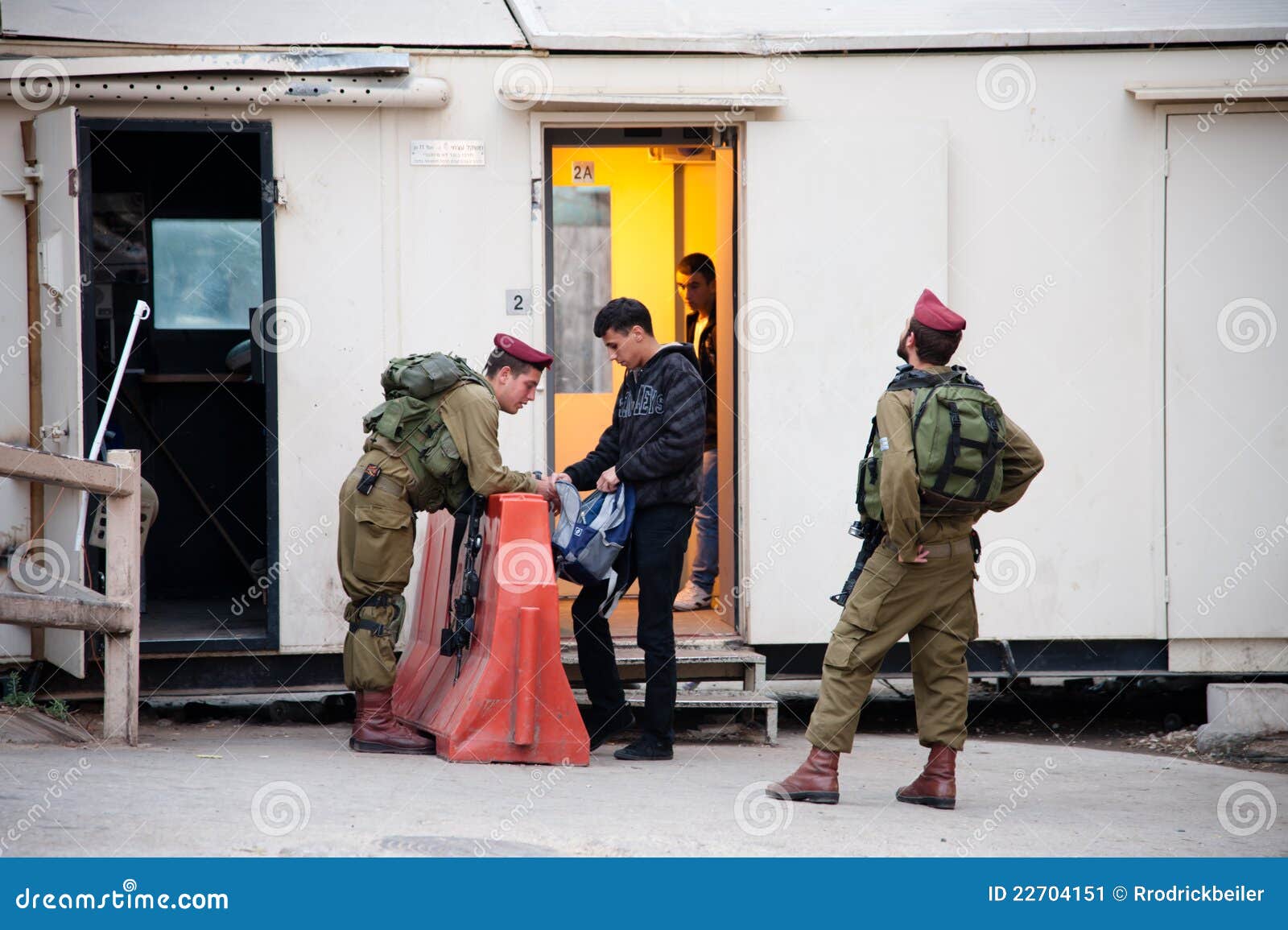 Israeli Soldiers at Hebron Checkpoint Editorial Photo - Image of youth ...