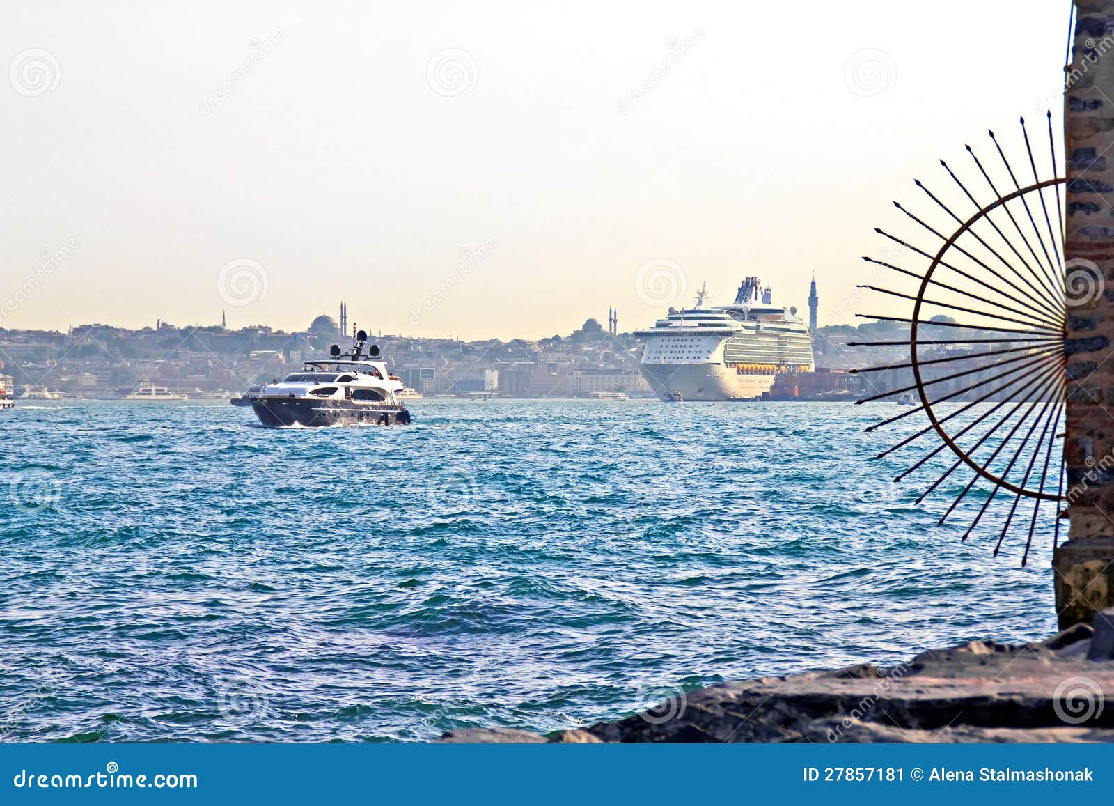 Istanbul harbor stock image. Image of journey, cityscape - 27857181