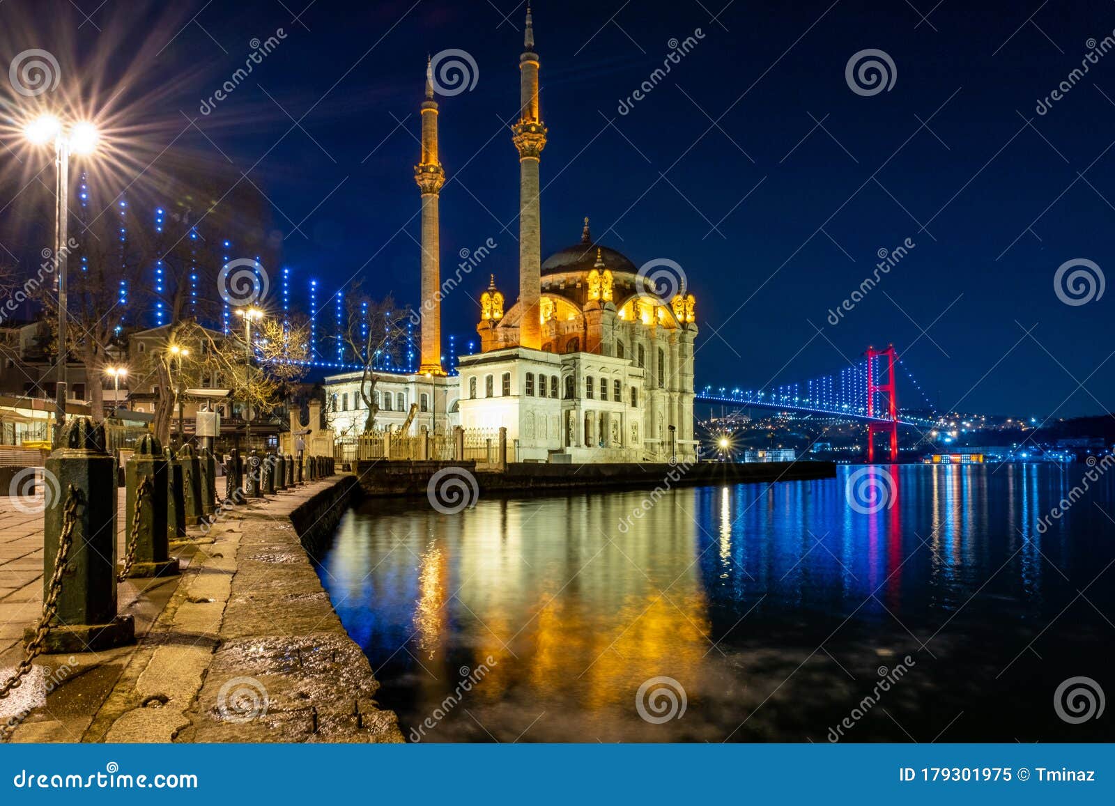 Istanbul Landscape at Night. Ortakoy Mosque and Bosphorus Bridge Stock ...