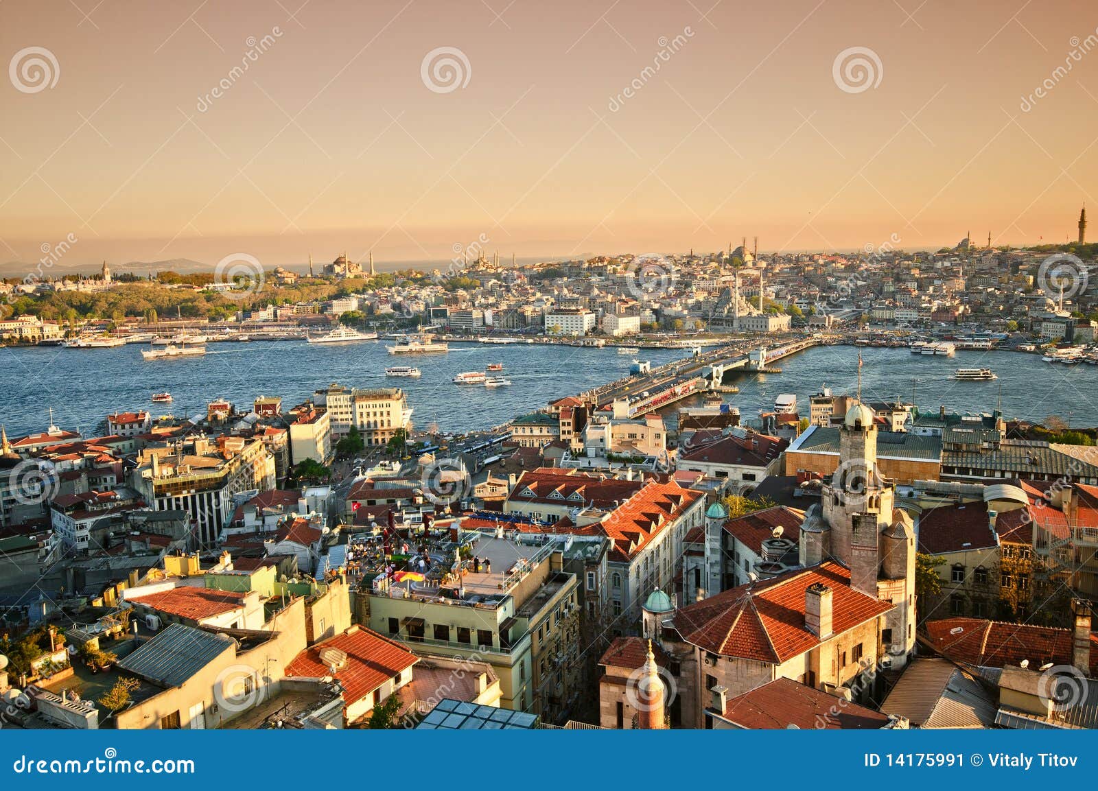 Istanbul Panoramic Sunset stock image. Image of bosphorus - 14175991