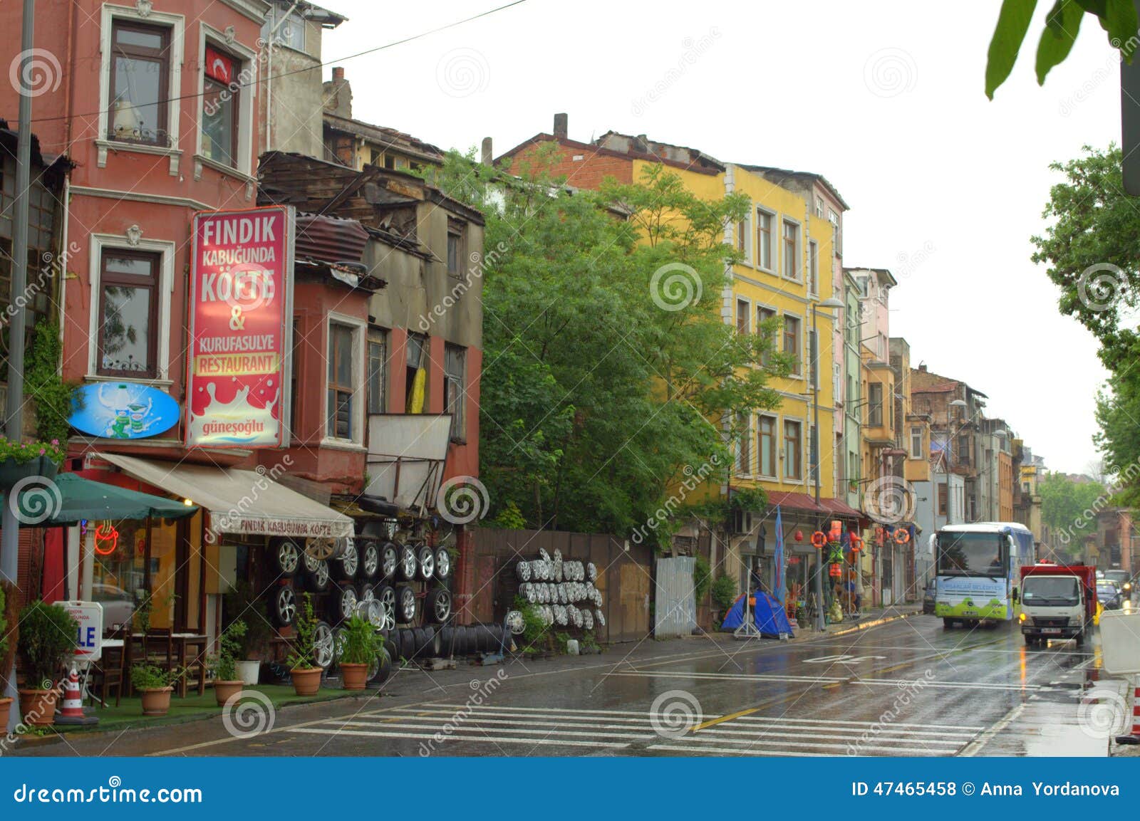 Istanbul rainy street view editorial stock photo. Image of road - 47465458