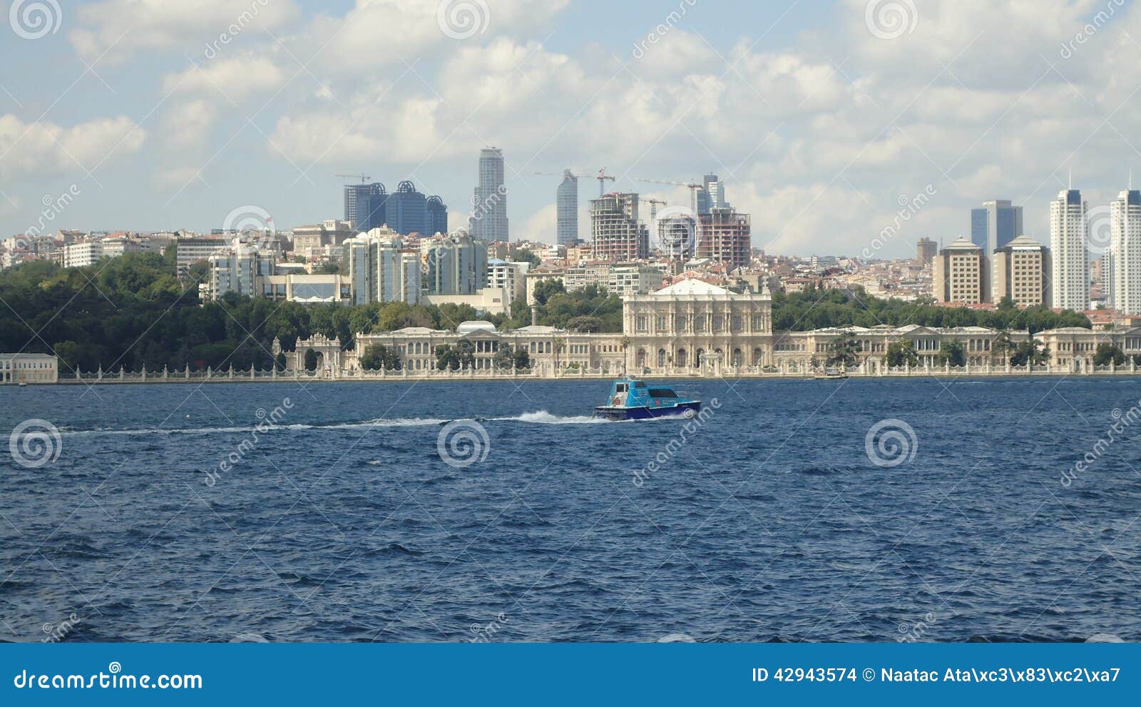 Istanbul scene editorial stock image. Image of turkey - 42943574