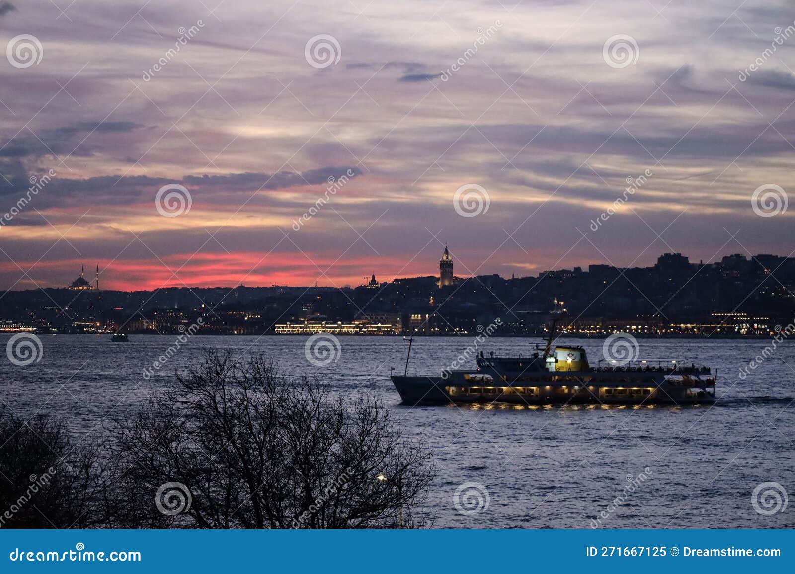 08-03-2023 Istanbul-Turkey: Istanbul Bosphorus View at Night Stock ...
