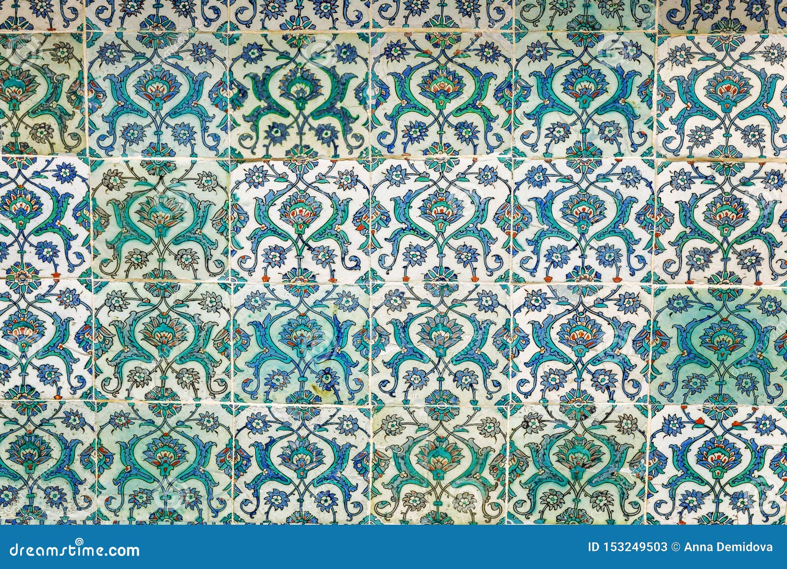 Istanbul, Turkey, 05/22/2019: Decorative Tiles in the Topkapi Palace ...