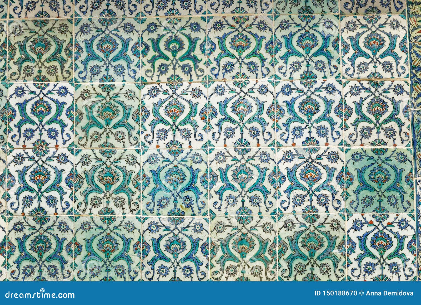 Istanbul, Turkey, 05/22/2019: Pattern on the Tile of the Ottoman Period ...