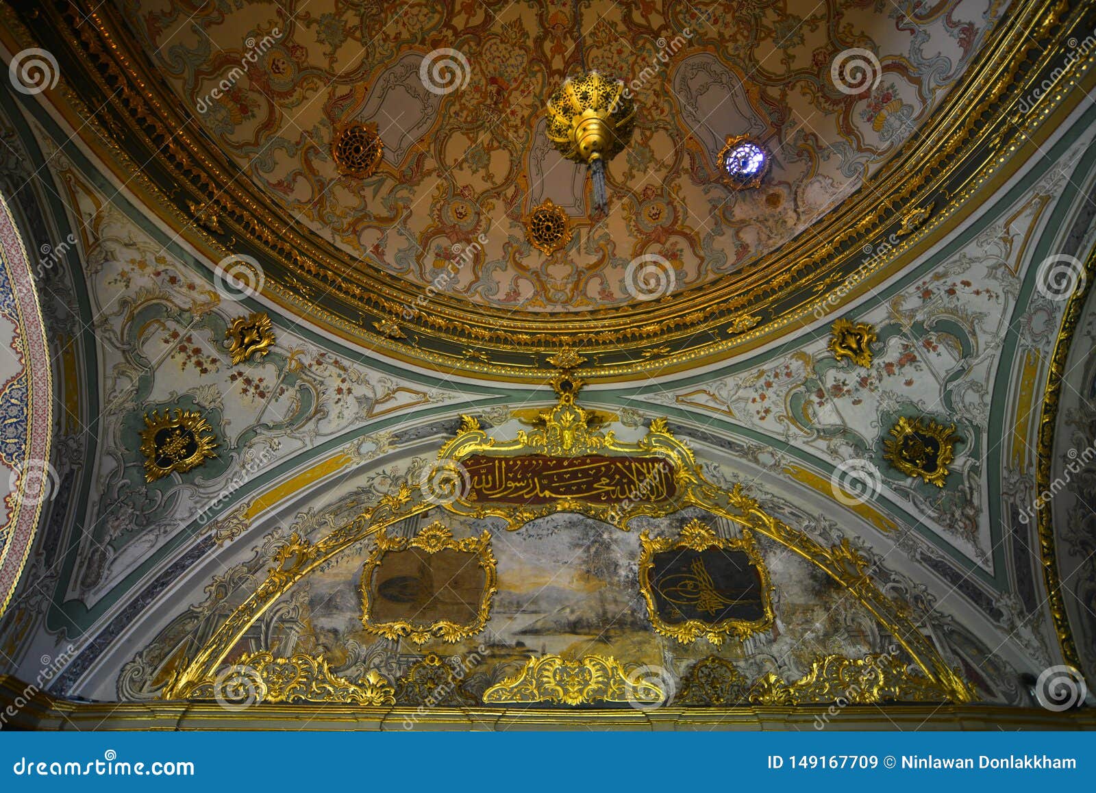 Interior of Topkapi Palace in Istanbul, Turkey Stock Image - Image of ...