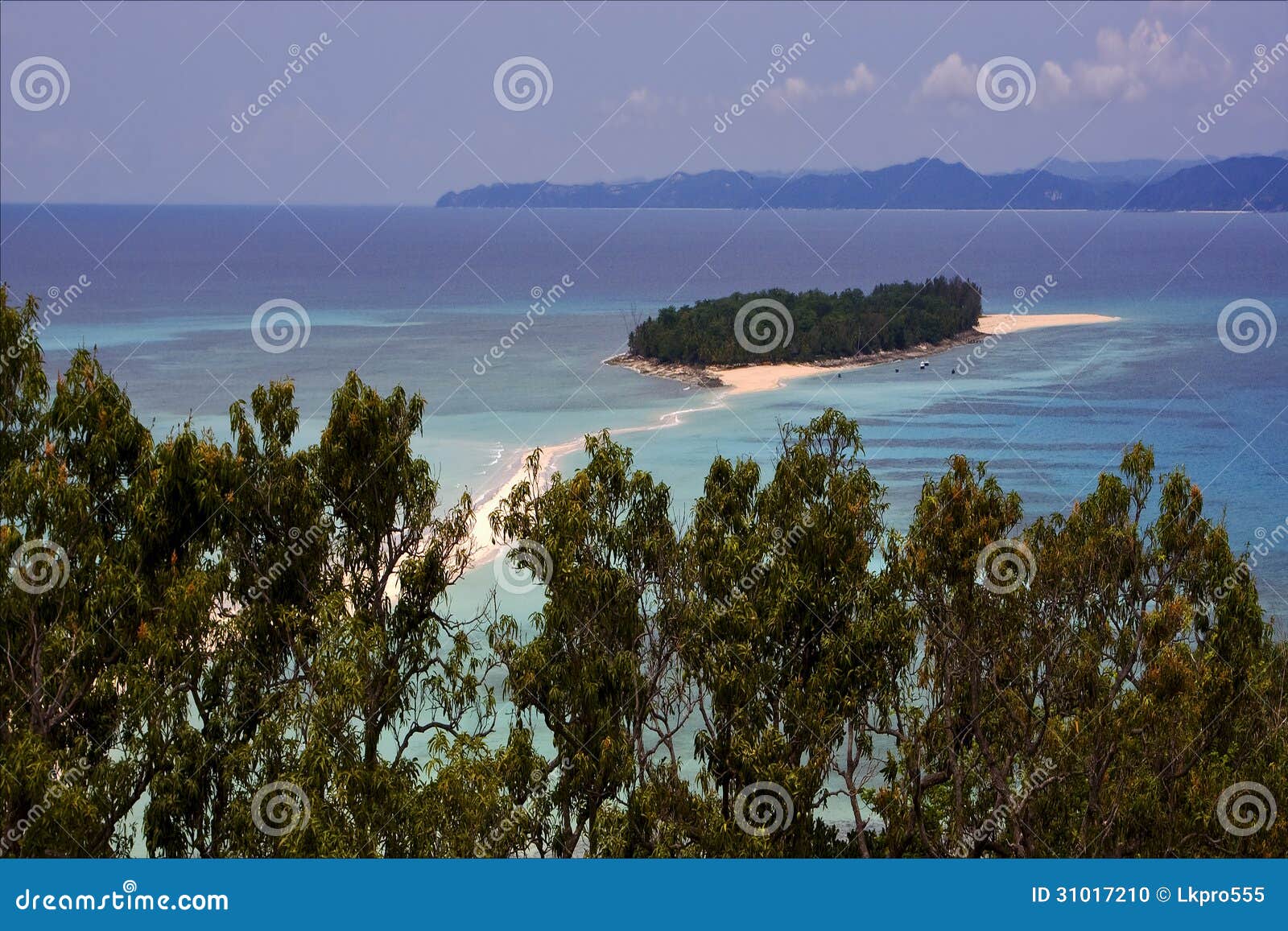 Istmo foto de archivo. Imagen de istmo, inferior, nave - 31017210