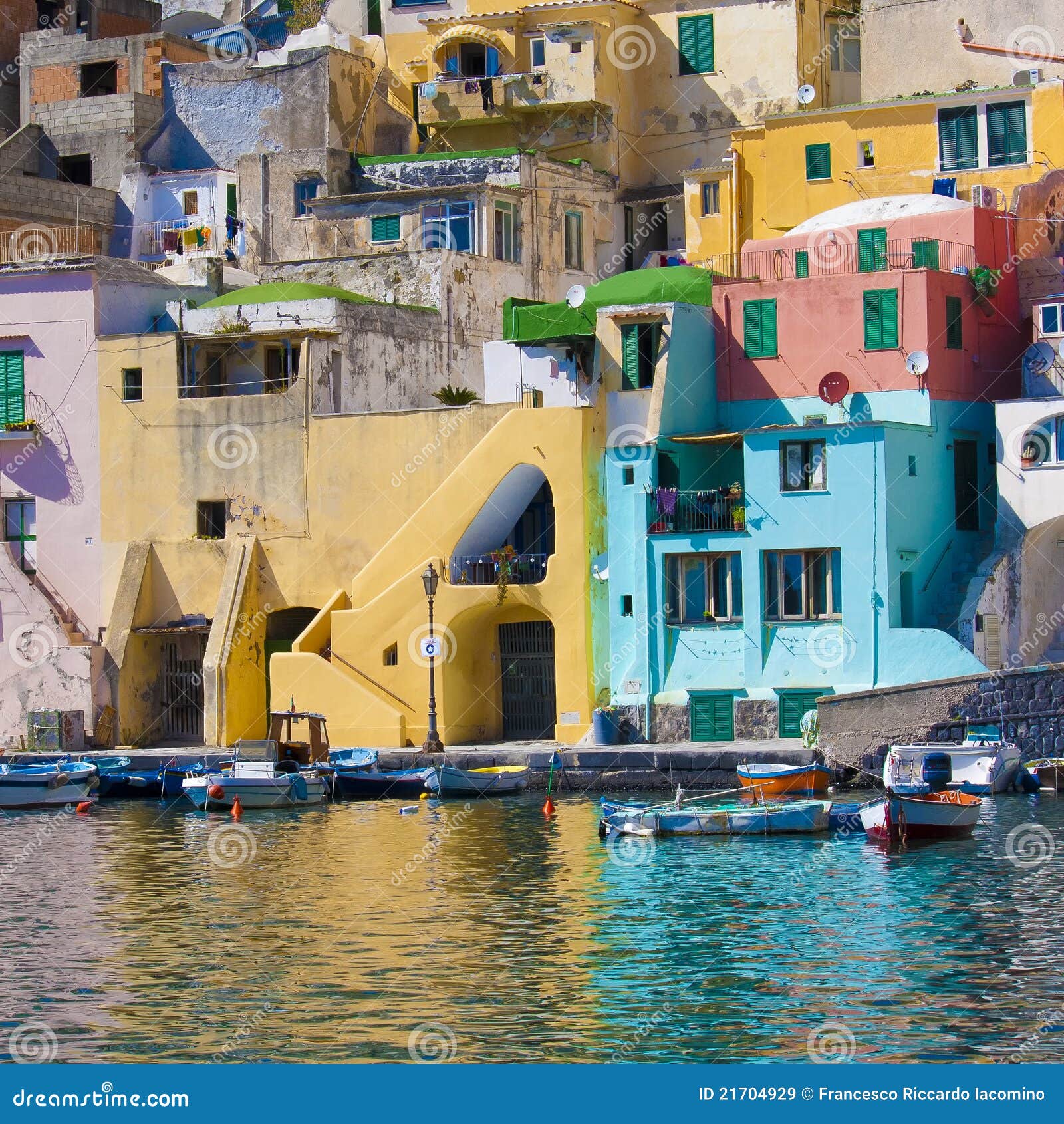 Italiaanse Overzeese Kust, Procida, Napels Stock Afbeelding - Image of ...