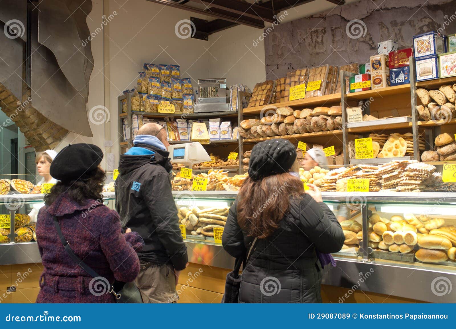 Italian bakery editorial stock image. Image of ingredient - 29087089
