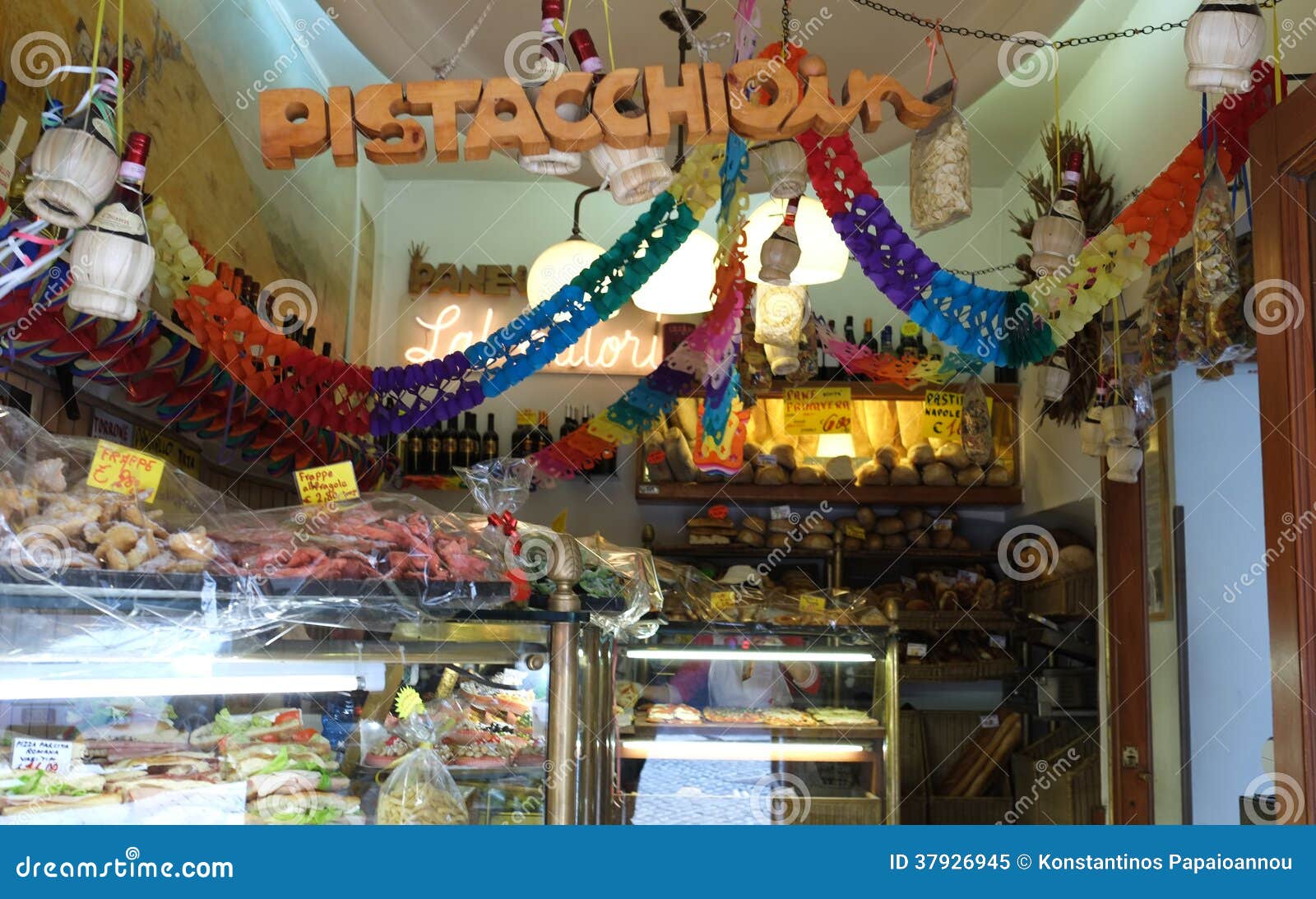Italian bakery shop editorial image. Image of stand, italian - 37926945