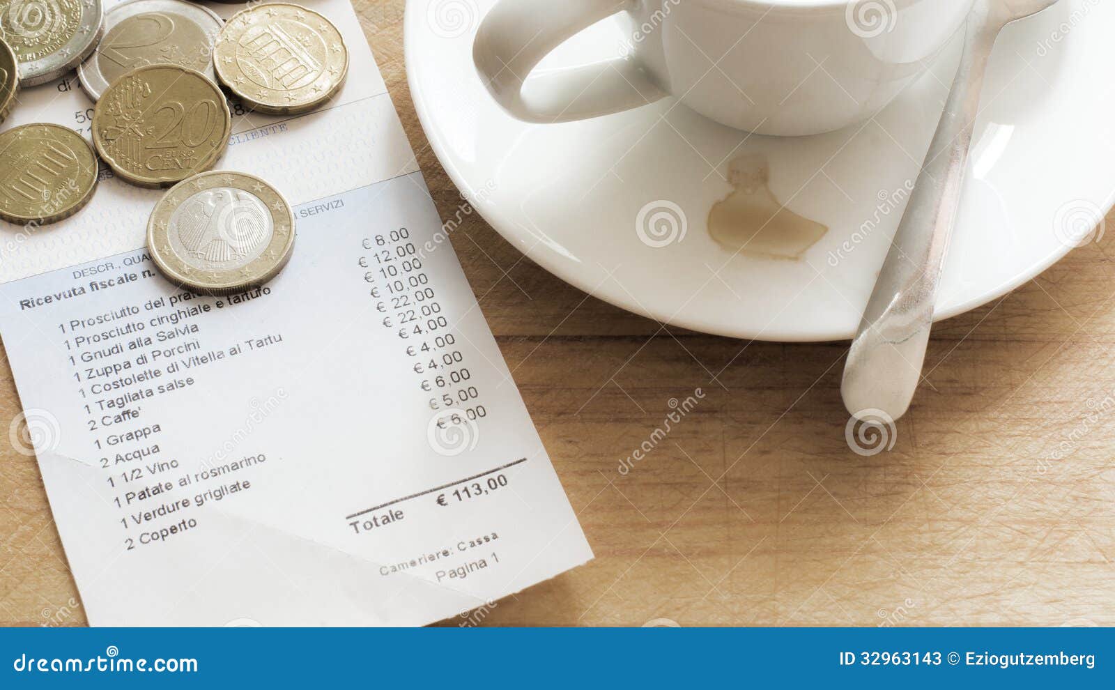 Italian Bill in a Restaurant Stock Image - Image of eagle, budget: 32963143