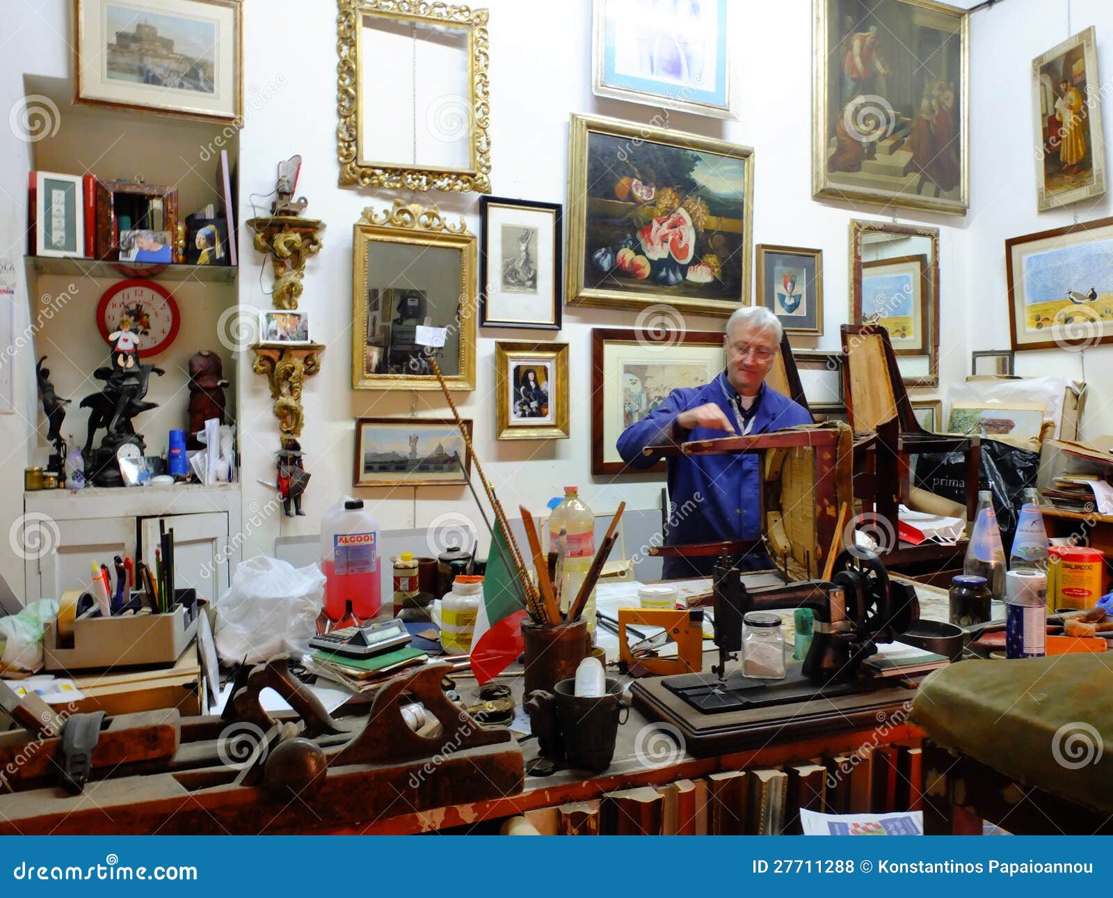 Italian Carpenter and Framer Editorial Stock Photo - Image of ...