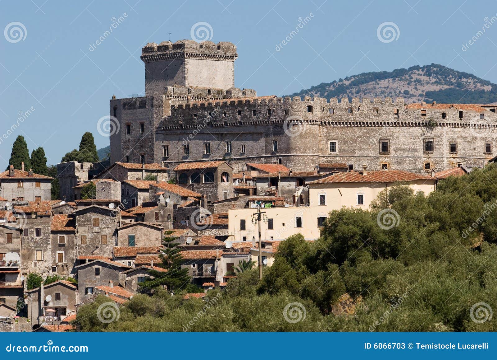 Italian castle stock image. Image of visit, tower, palace - 6066703
