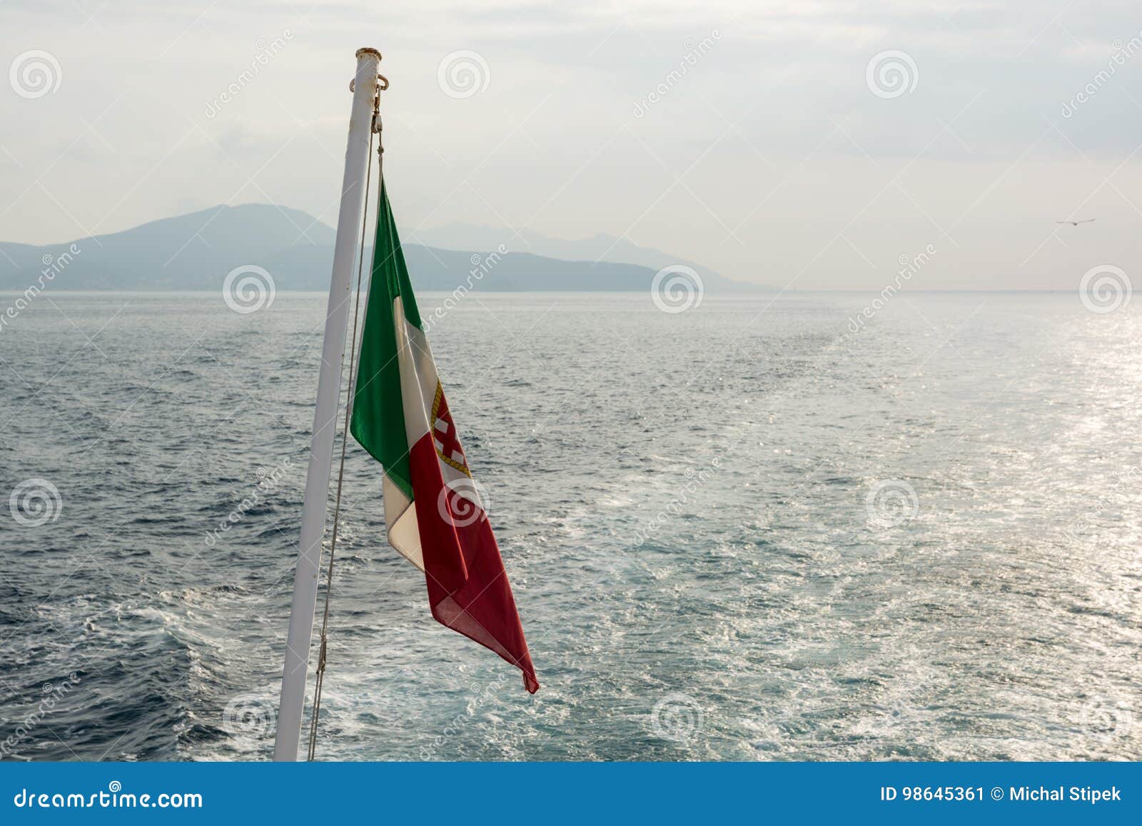 Italian flag on the boat stock image. Image of tuscany - 98645361