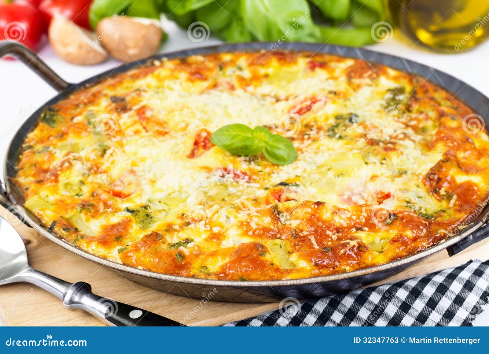 Italian frittata stock image. Image of continental, lunch - 32347763
