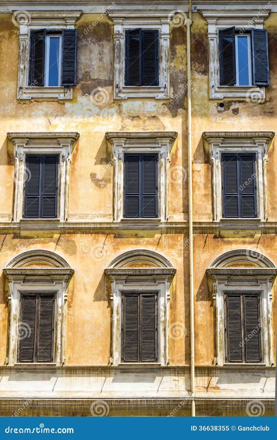 Italian House Ancient Facade Stock Image - Image of city, italy: 36638355