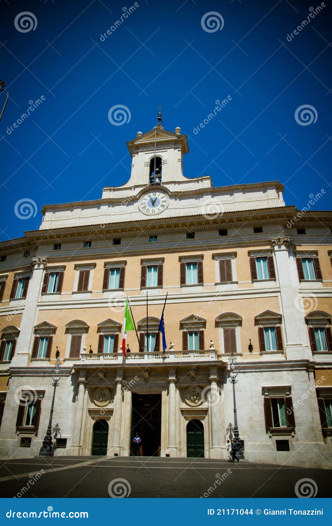 The Italian Parliament editorial stock image. Image of flag - 21171044