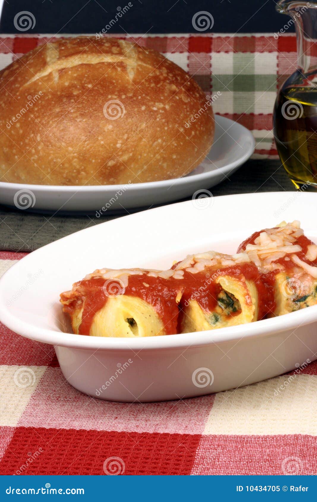 Italian pasta shell rolls stock image. Image of cheese - 10434705