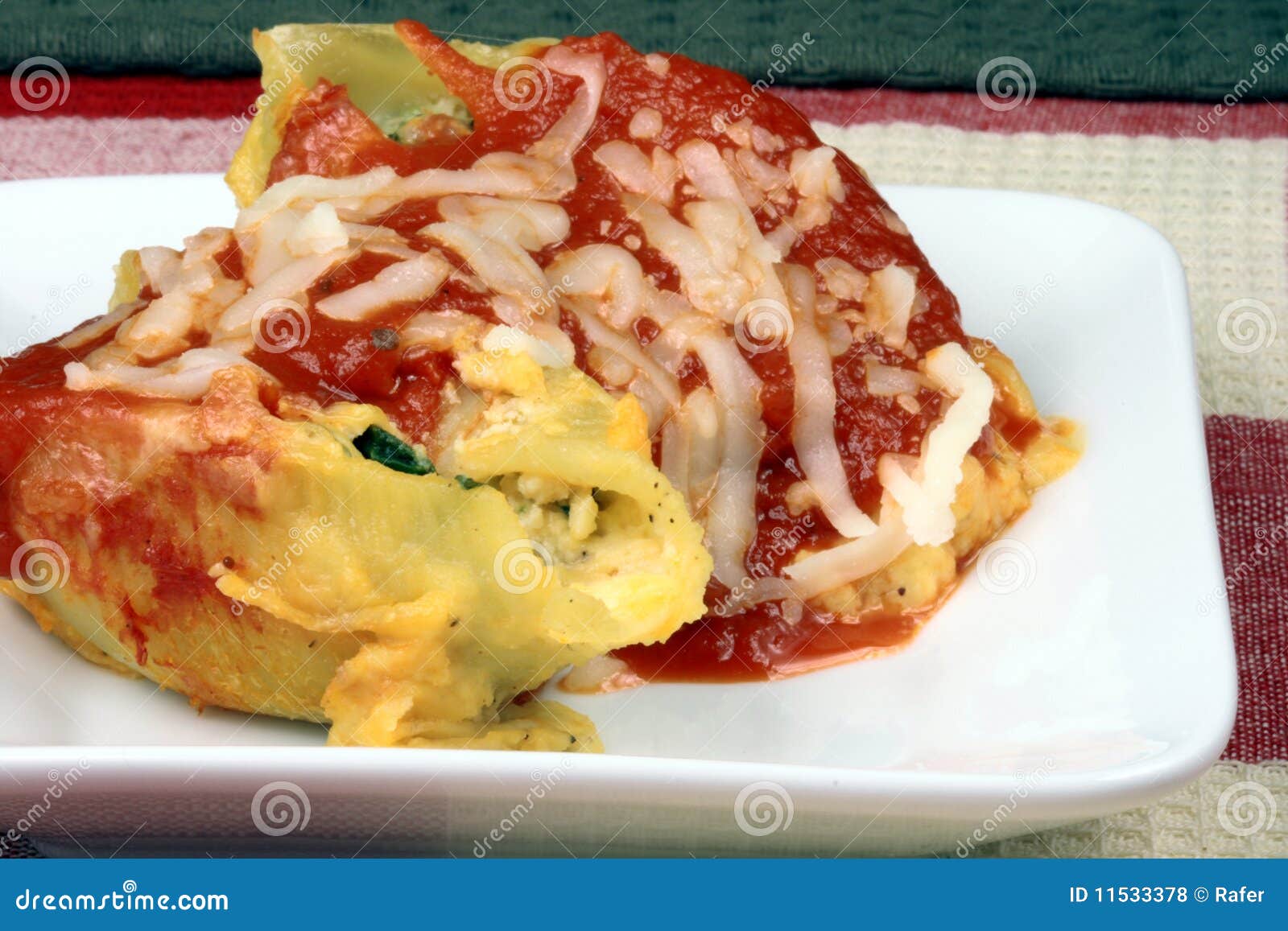 Italian pasta shell rolls stock photo. Image of spinach - 11533378