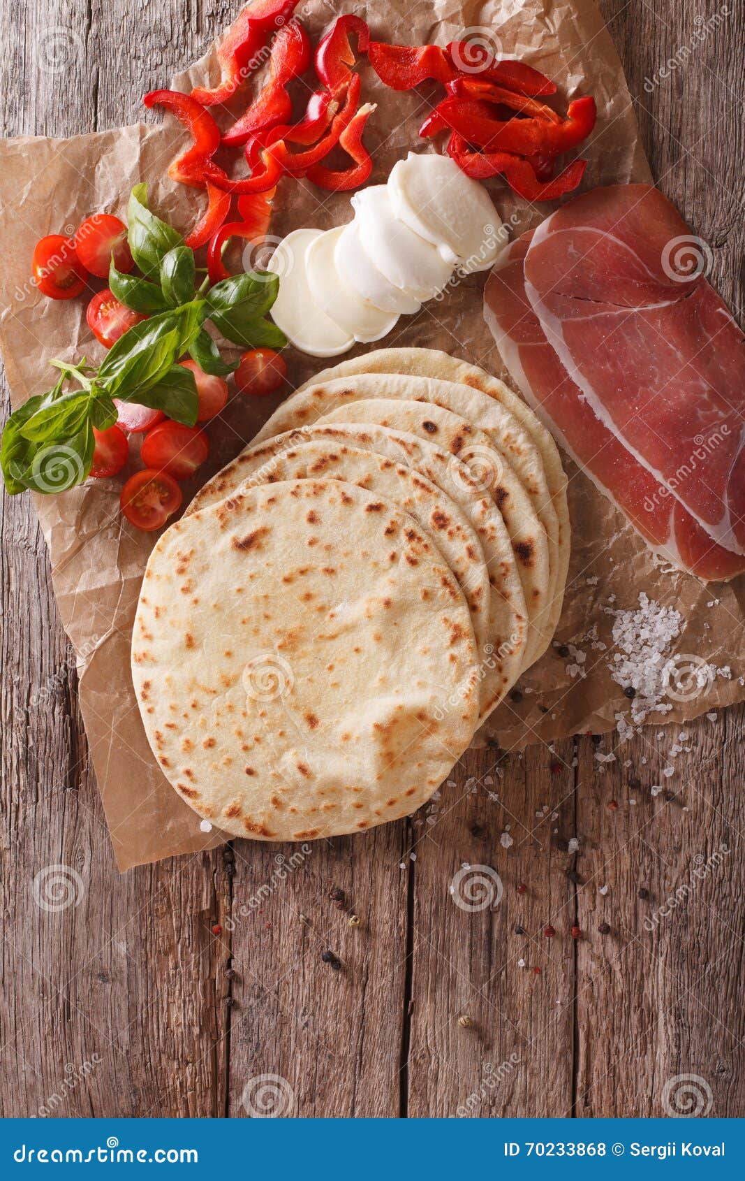 Italian Piadina Flatbread, Ham, Cheese and Vegetables Close-up. Stock ...