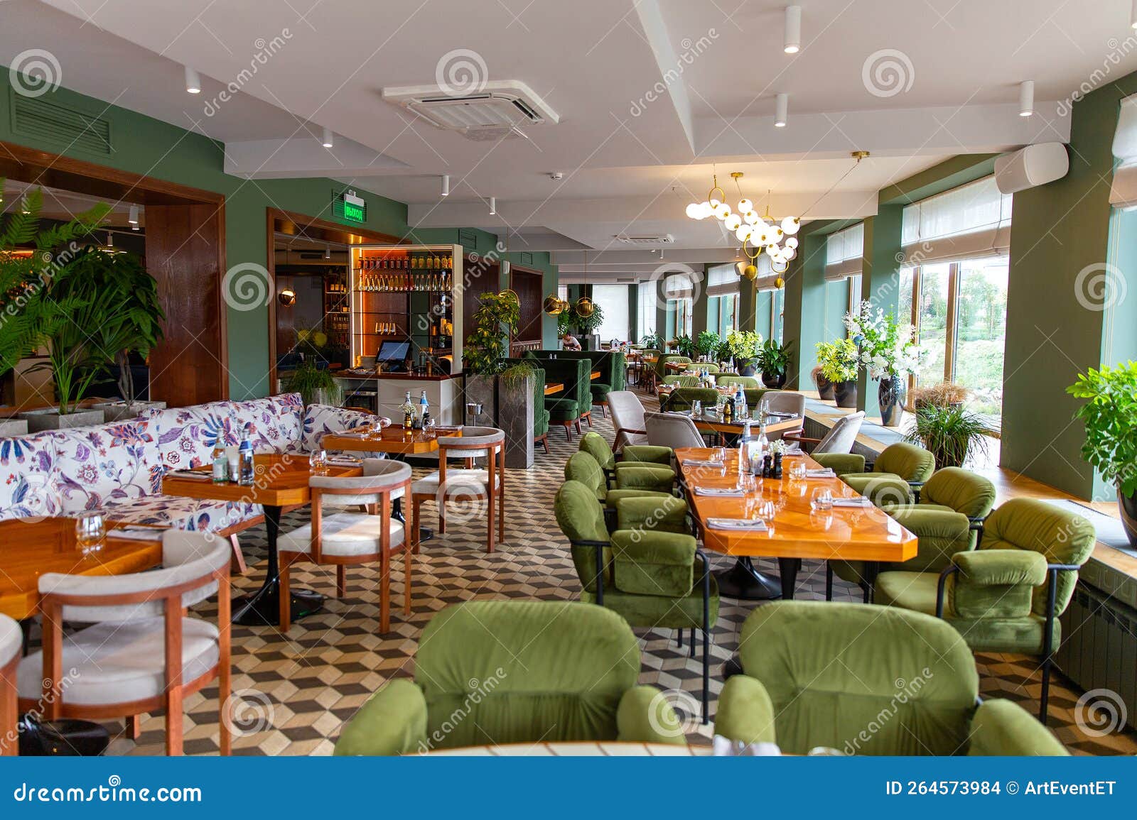 Italian Cozy Restaurant Interior in Modern Style Stock Photo - Image of ...