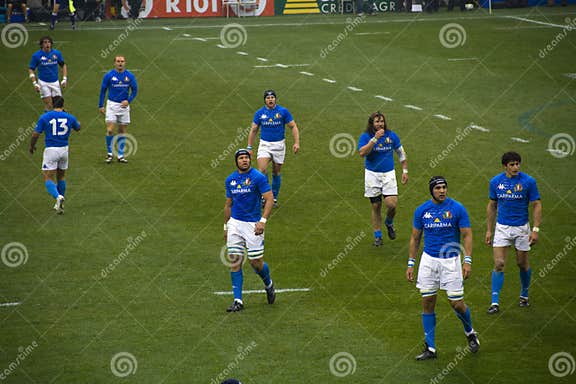 Italian rugby team editorial photography. Image of heap - 11797367