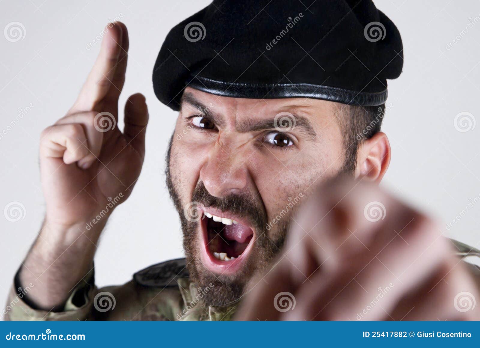 Italian soldier stock photo. Image of soldier, beret - 25417882