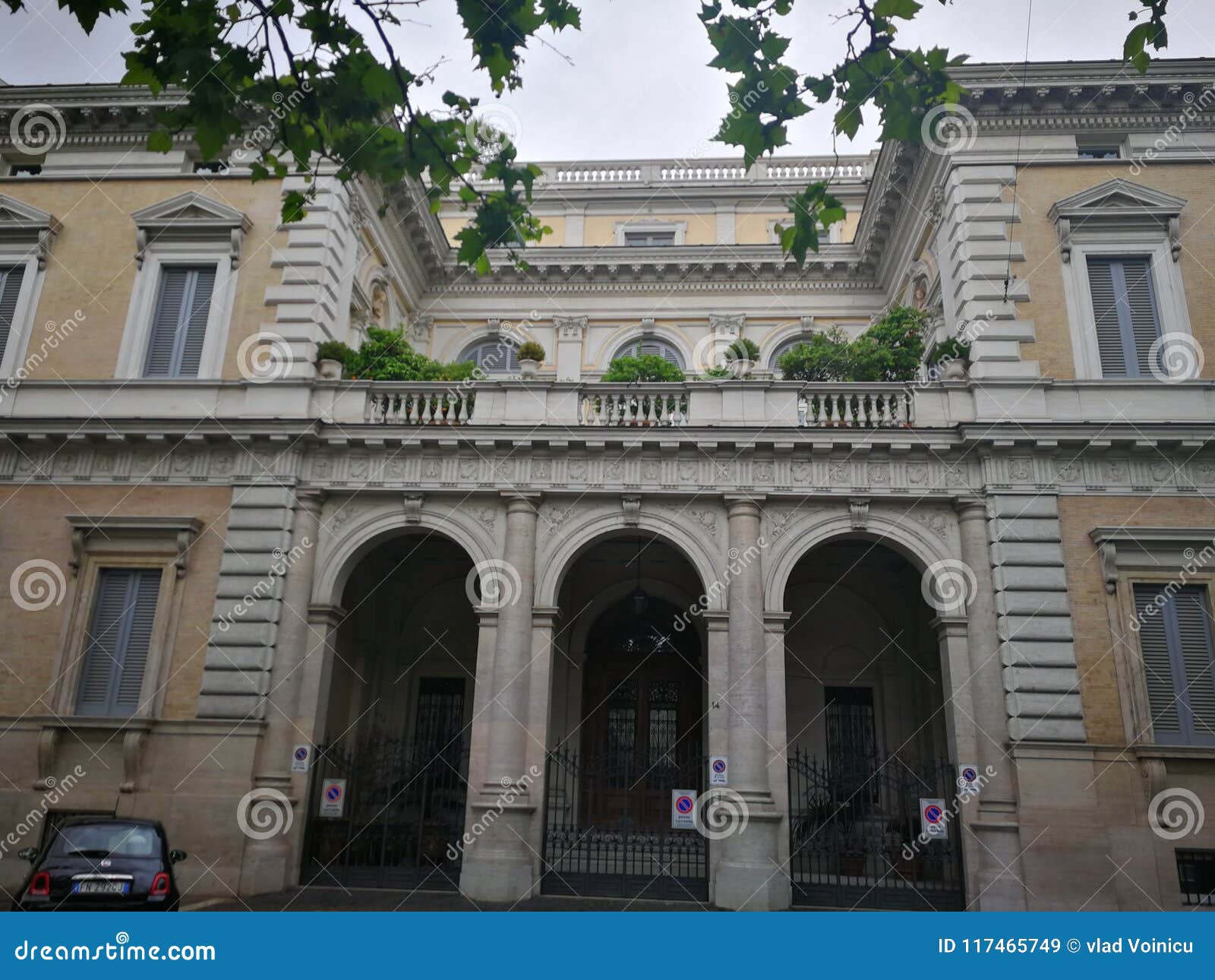 Italy Roma buildings editorial stock image. Image of italy - 117465749