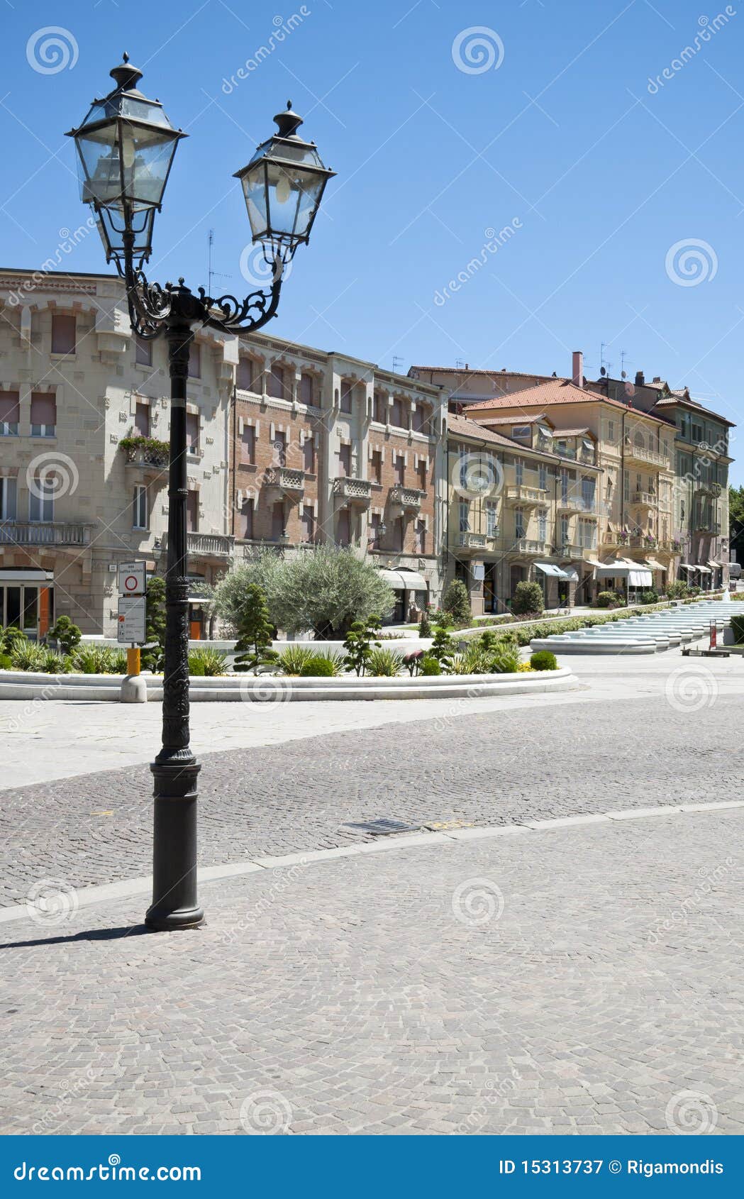 Italy square stock image. Image of trip, structure, architecture - 15313737