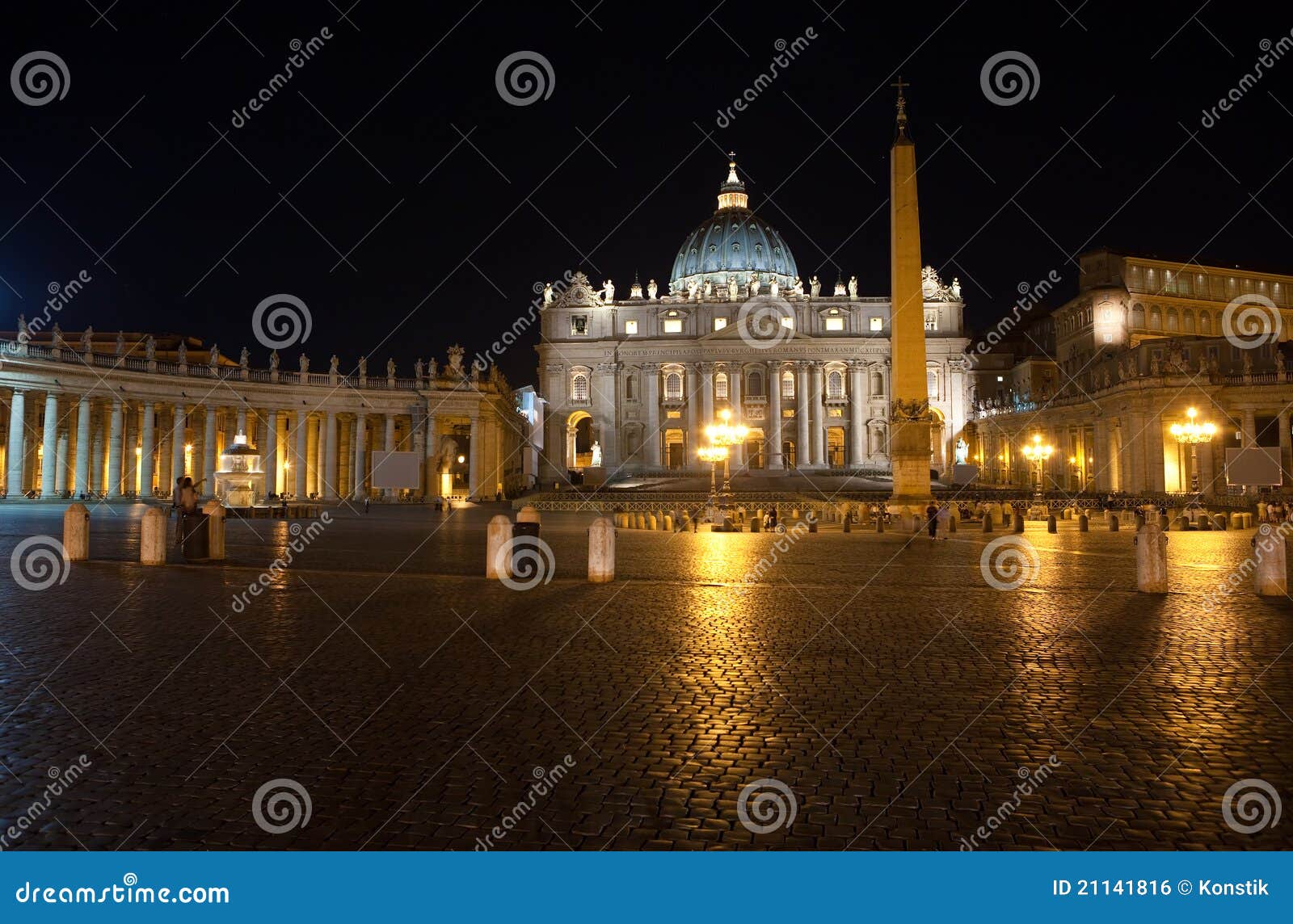 Italy.Vatican.Saint Peter S Square Night Landscape Editorial Photo ...