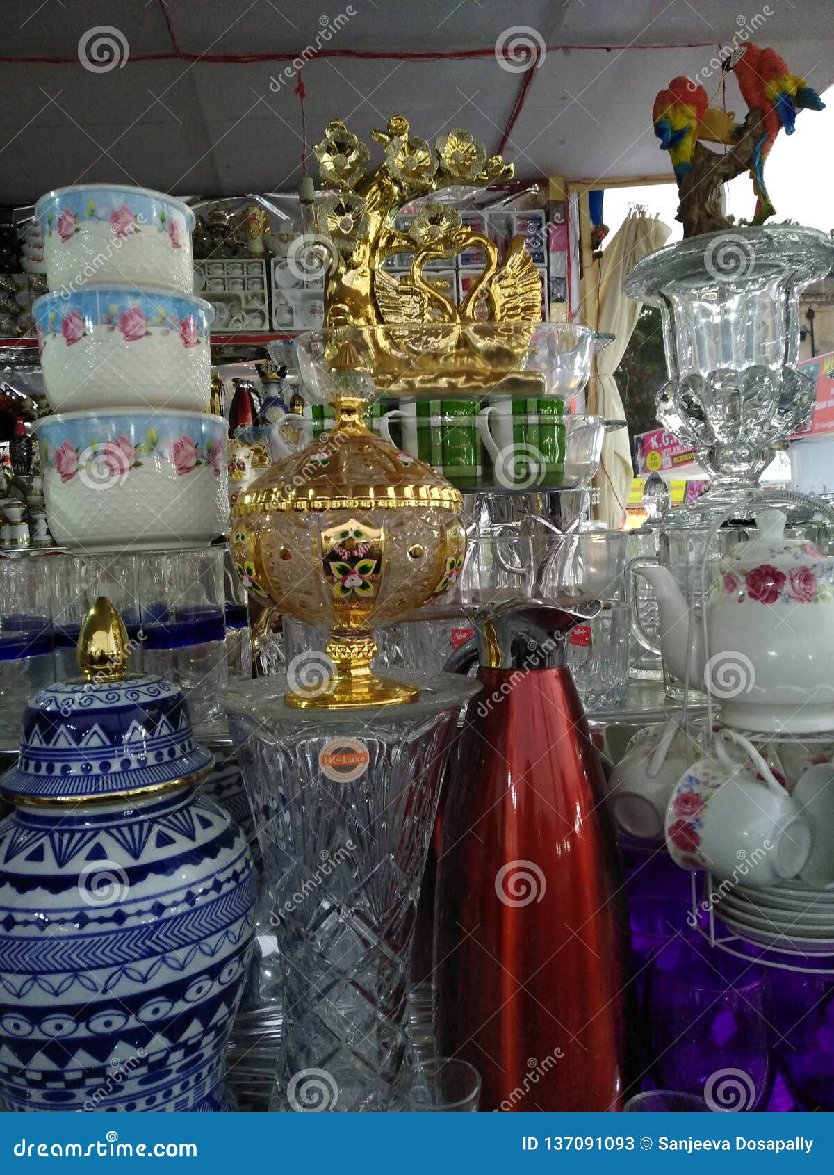 Items at exhibition stock image. Image of public, people - 137091093