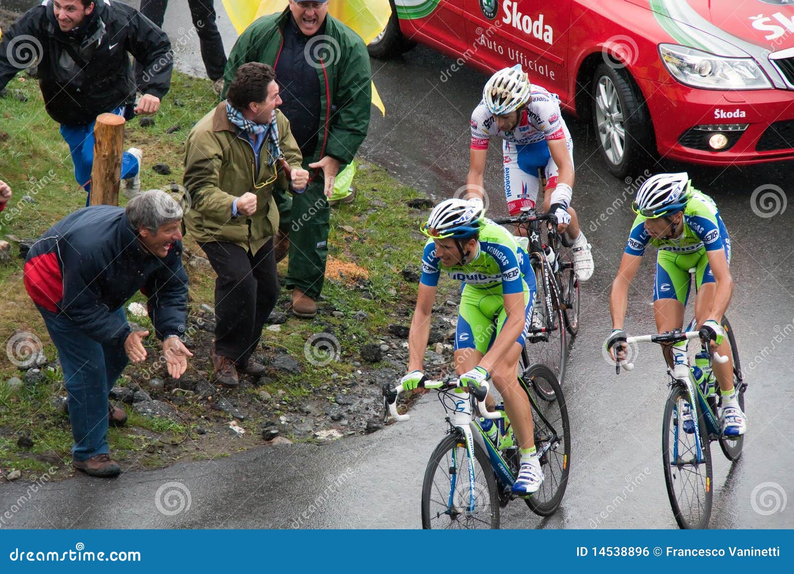 Ivan Basso - Mortirolo editorial photo. Image of pass - 14538896