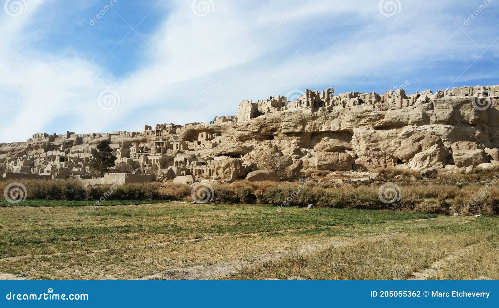 Izadkhvast village in Iran editorial photography. Image of iranian ...