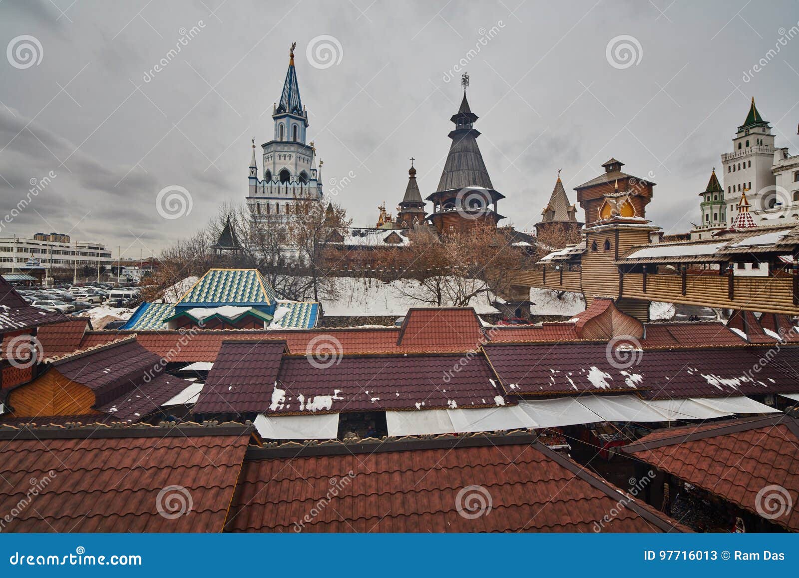 Izmailovsky Kremlin Famous Landmark in Moscow Editorial Stock Photo ...