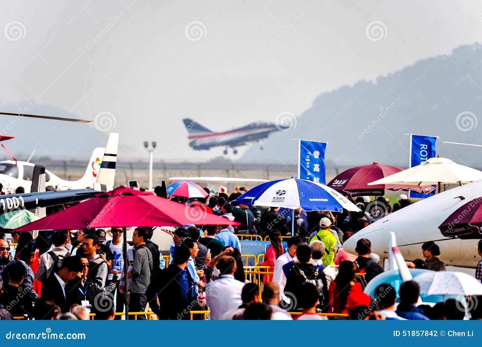 J-10 flight performance editorial photography. Image of force - 51857842