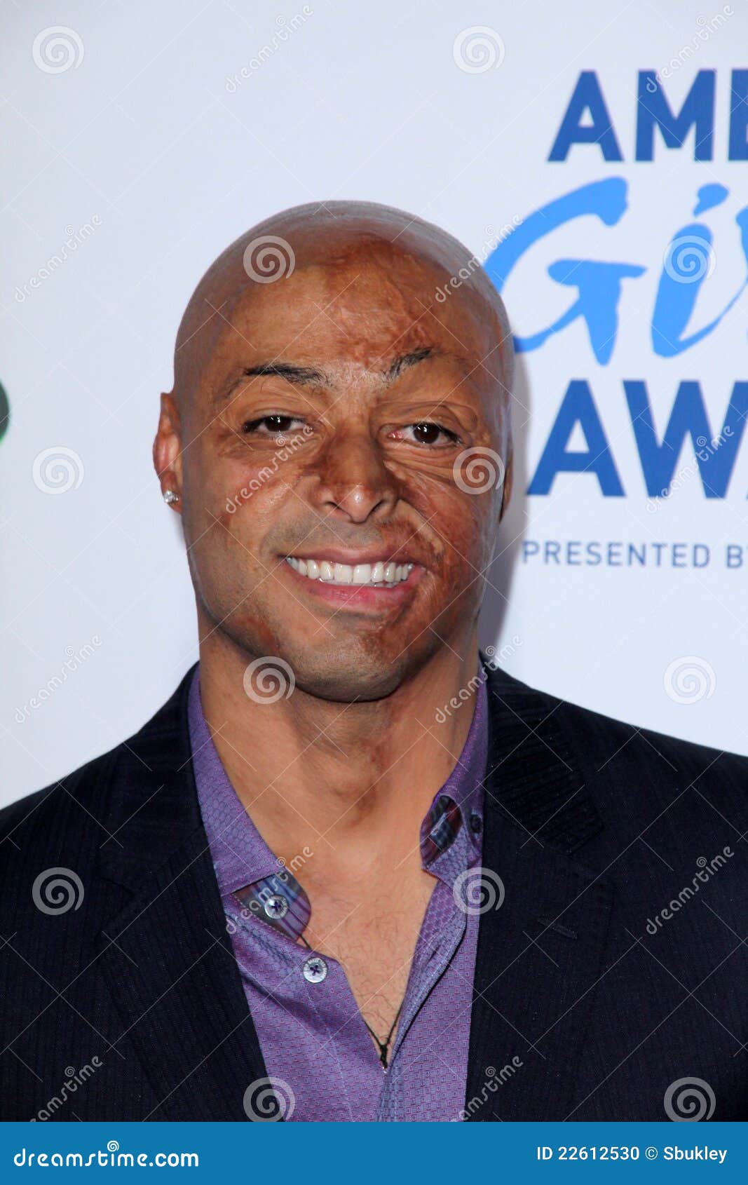 J R Martinez editorial image. Image of giving, awards - 22612530